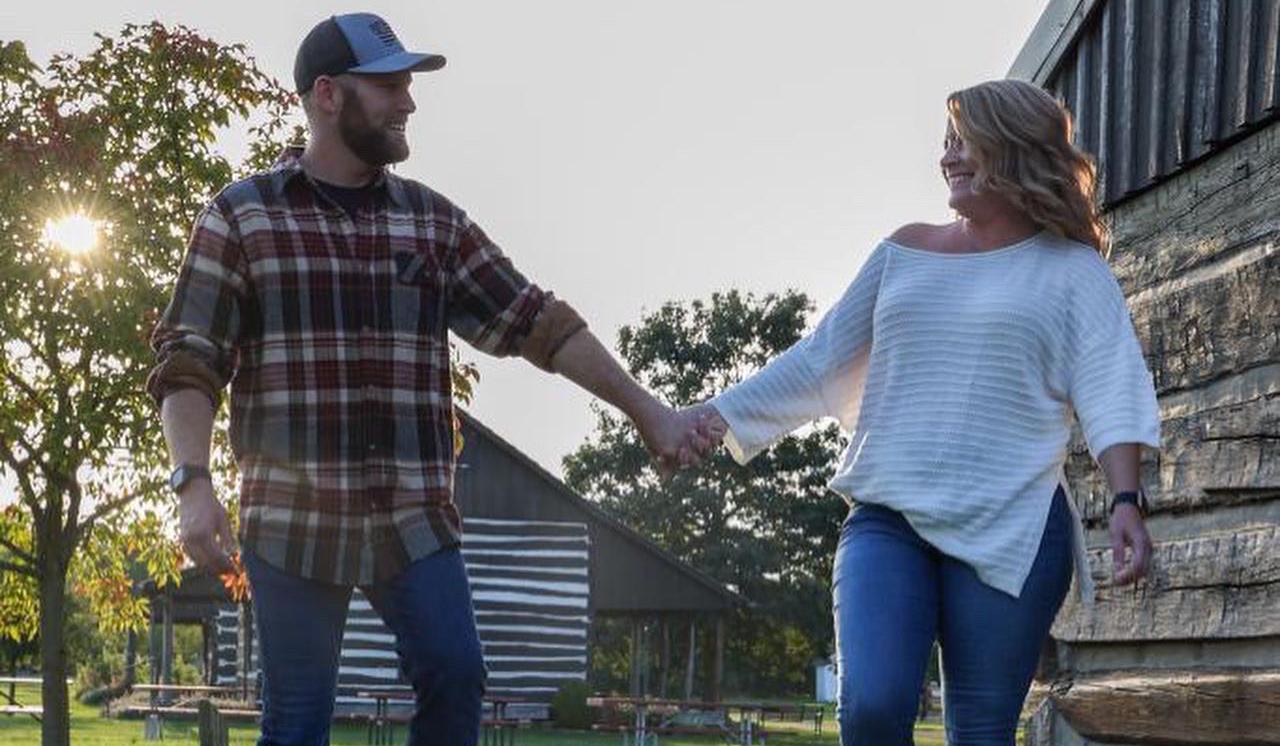 Megan Sue Robertson and Matthew Ryland Hall's Wedding Website