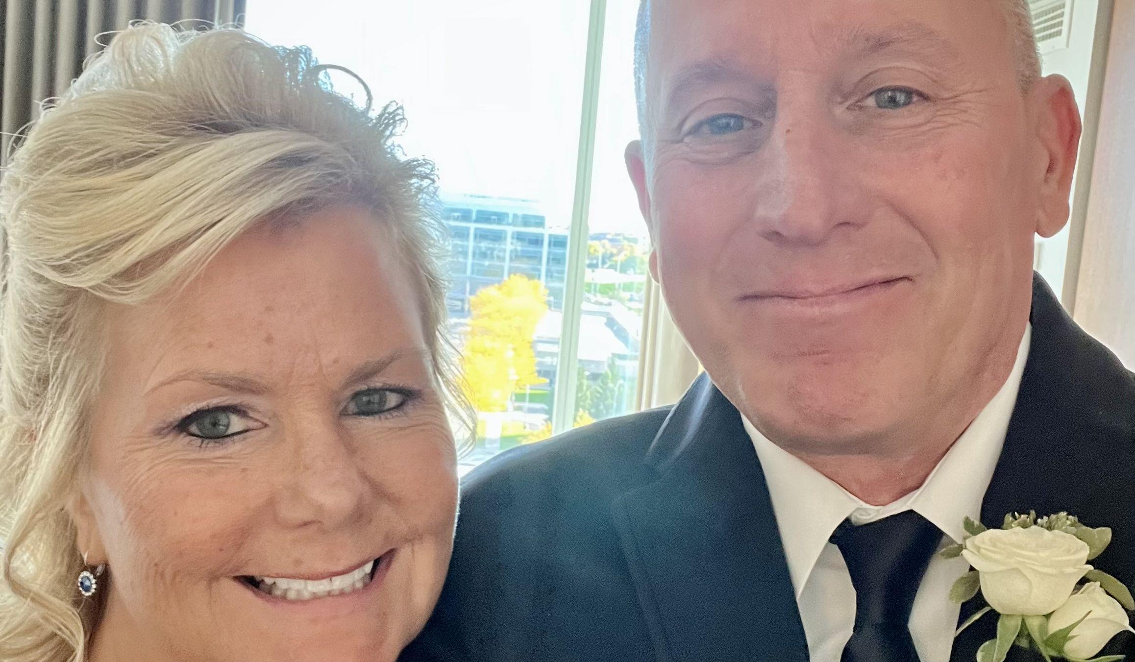 Scott Dettloff and Sue Krueger's Wedding Website