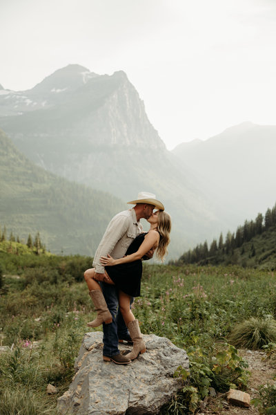 Jake Vaughn and Alyssa Waters' Wedding Website