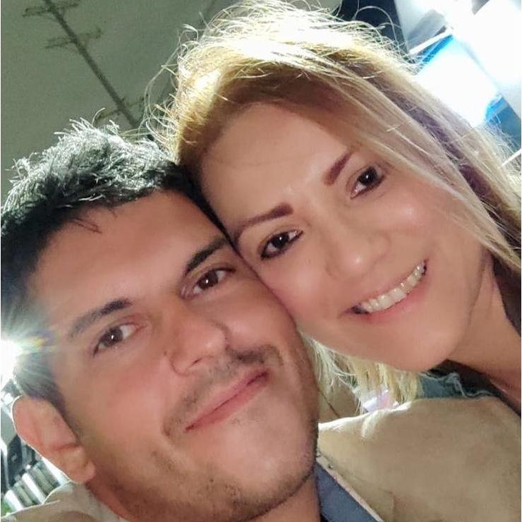 Yisa Reyes and Mario Babon's Wedding Website