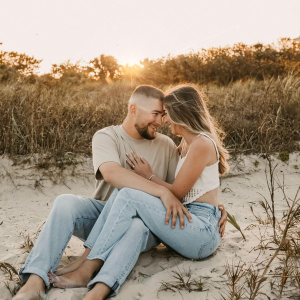 Haley Thomas and Dylan VanHorn's Wedding Website