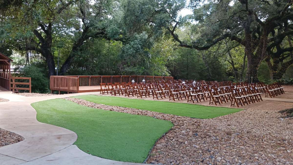 The Barn at Lacey Farms | Wedding Venues | Cost, Reviews & Photos | Zola