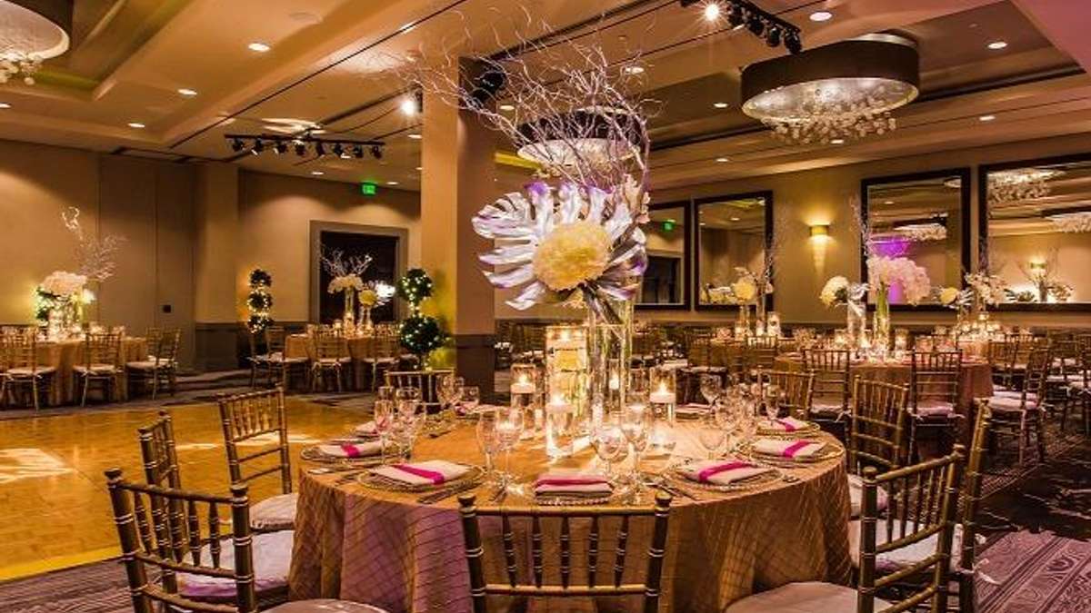 Hilton Anaheim | Wedding Venues | Cost, Reviews & Photos | Zola