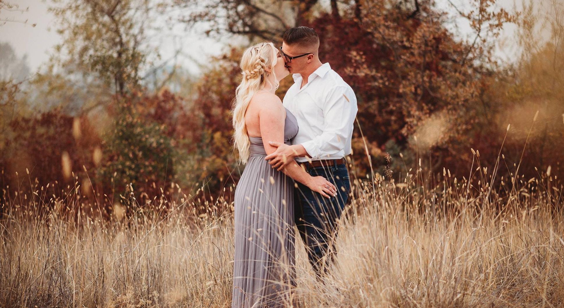 Amanda Brockman and Logan Stoner's Wedding Website