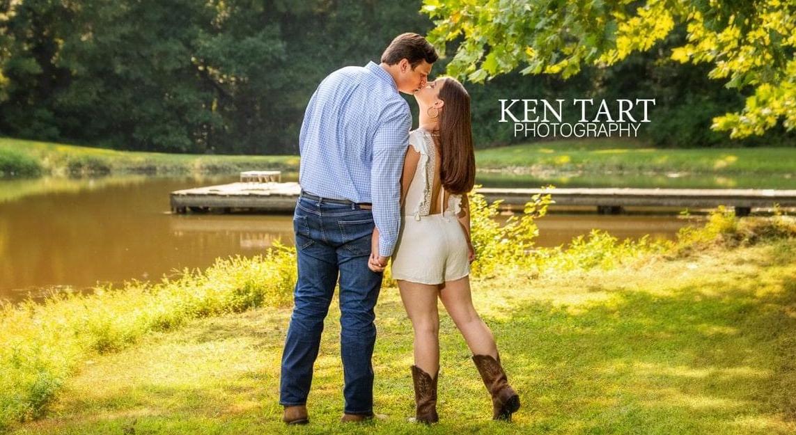 Madison Ingle and Bradley Biggs' Wedding Website