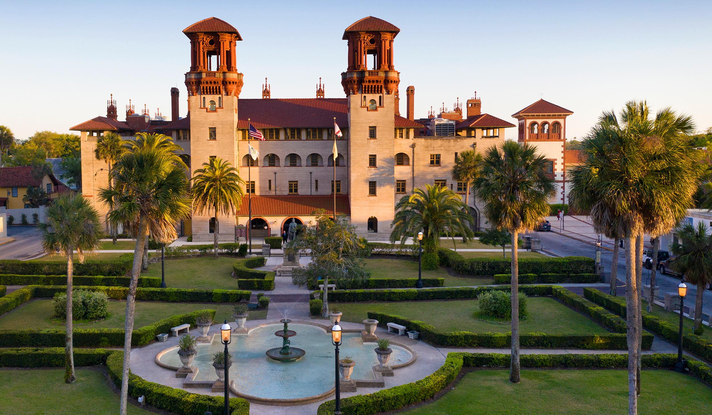 Shannon Ponitz and Caleb Knecht's Wedding Website