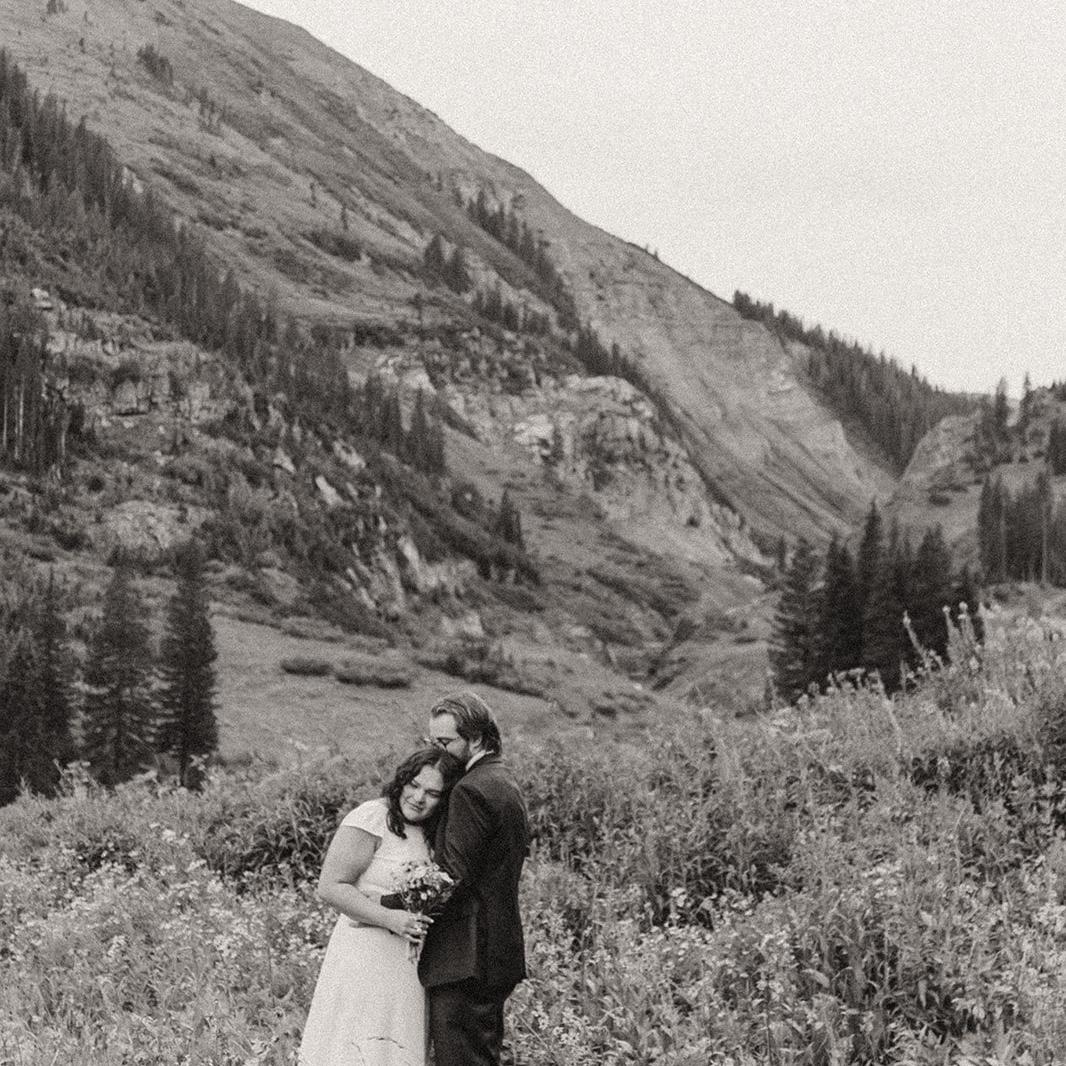 Gabby Gutierrez and Jared Singleton's Wedding Website