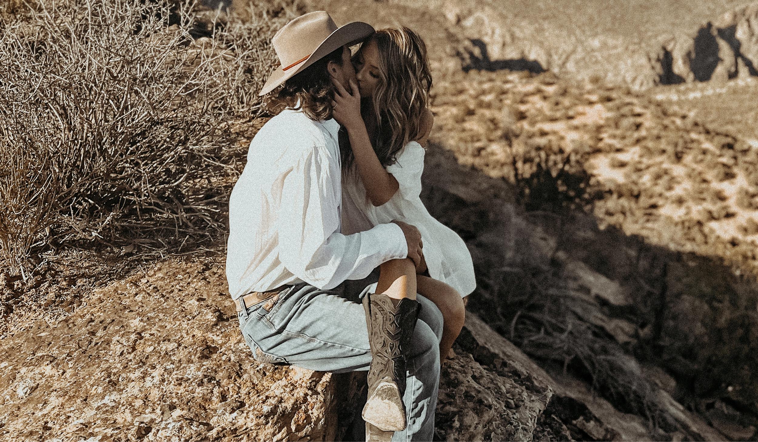 Kelsie Muntz and Taylor Crampton's Wedding Website