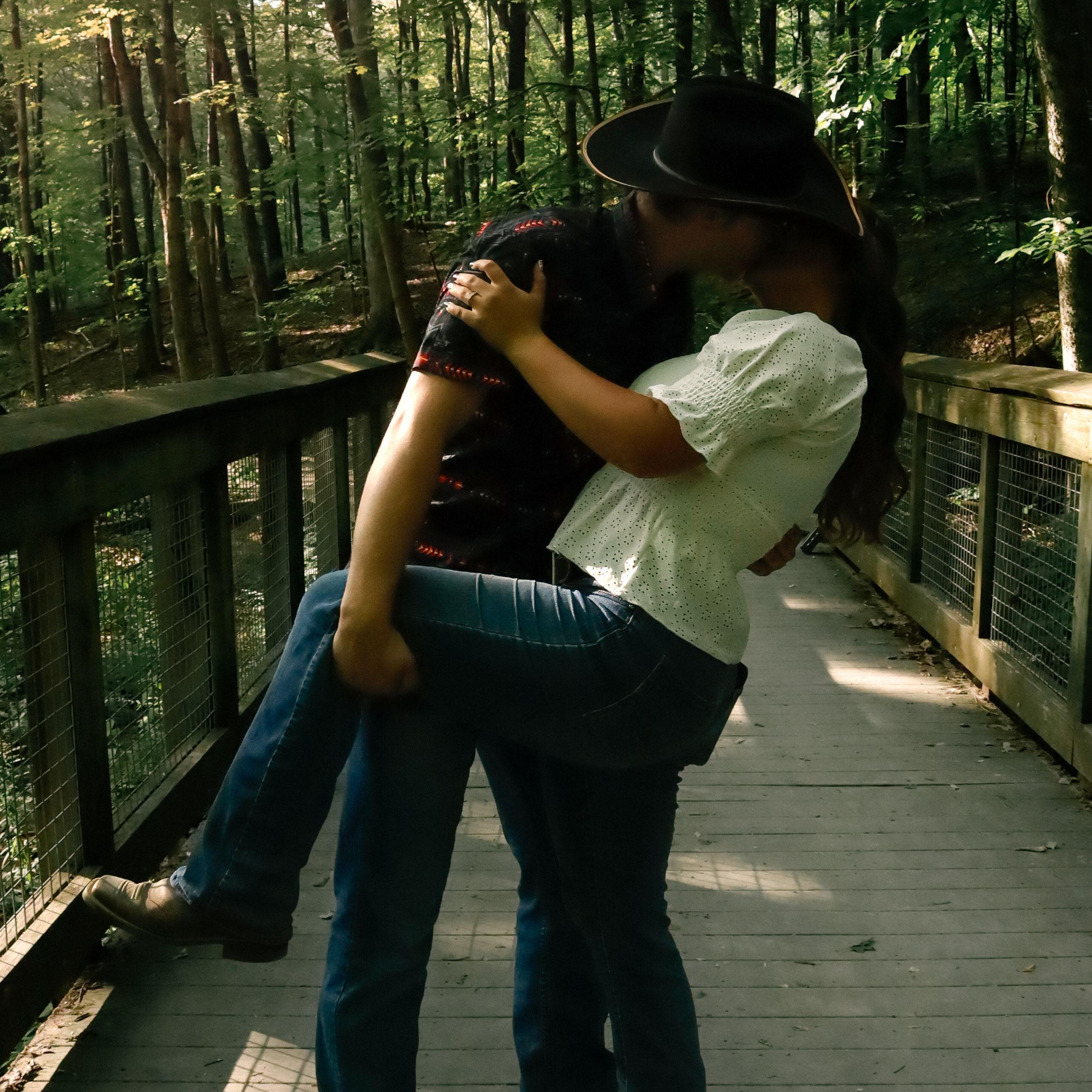 Alexis Manning and Damien Dexter's Wedding Website