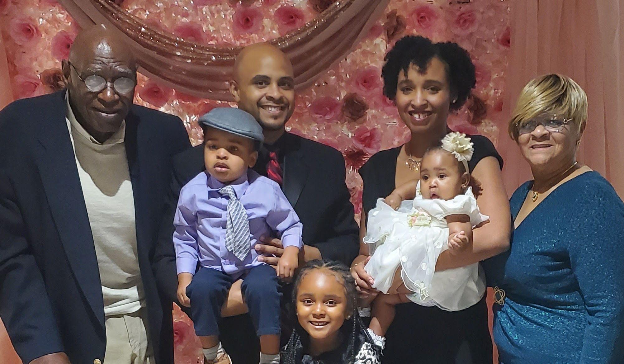 Glenda Thompson and Michael Yarbrough's Wedding Website