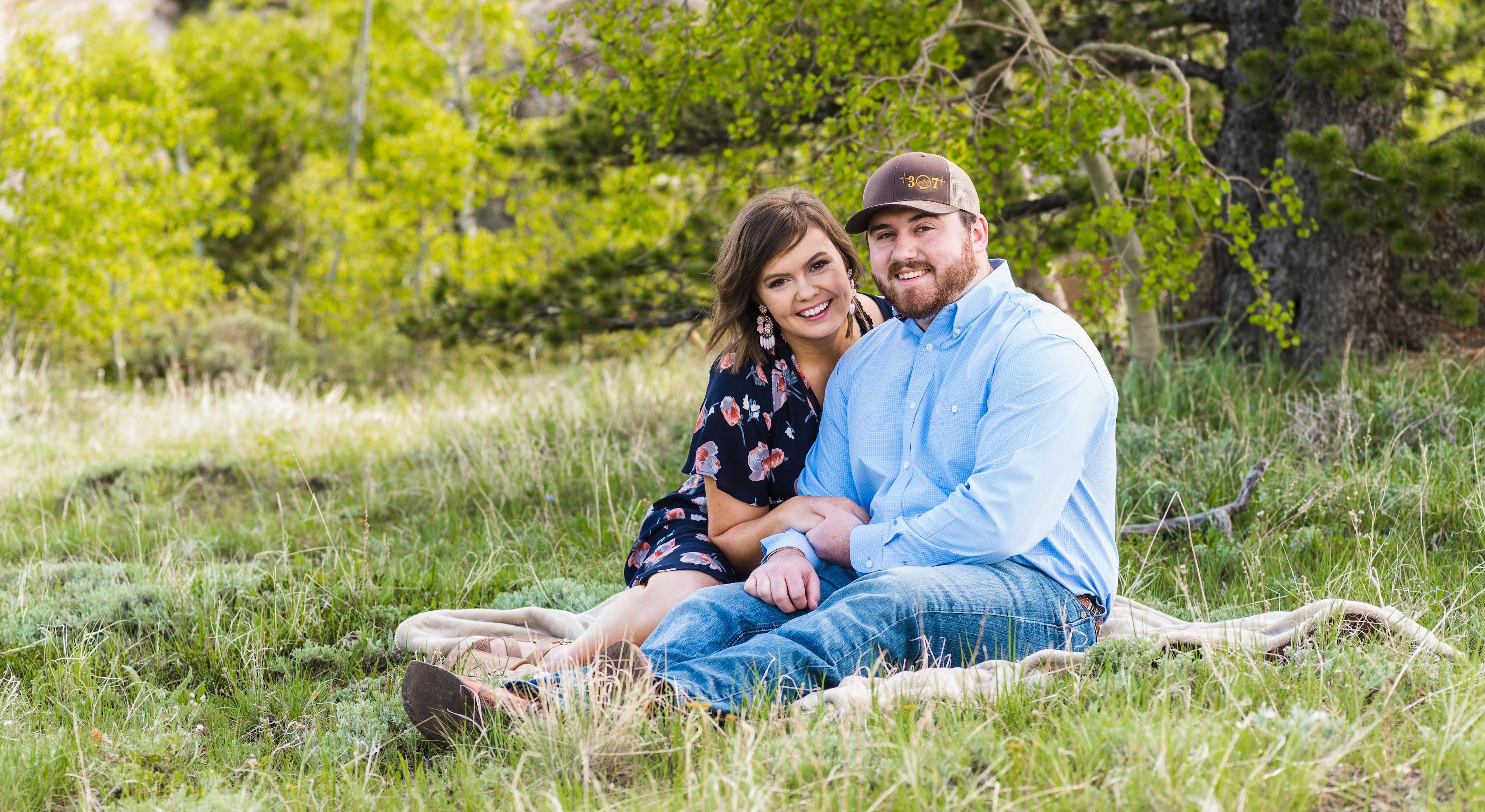 Lois Brennecke and Travis Jinks' Wedding Website