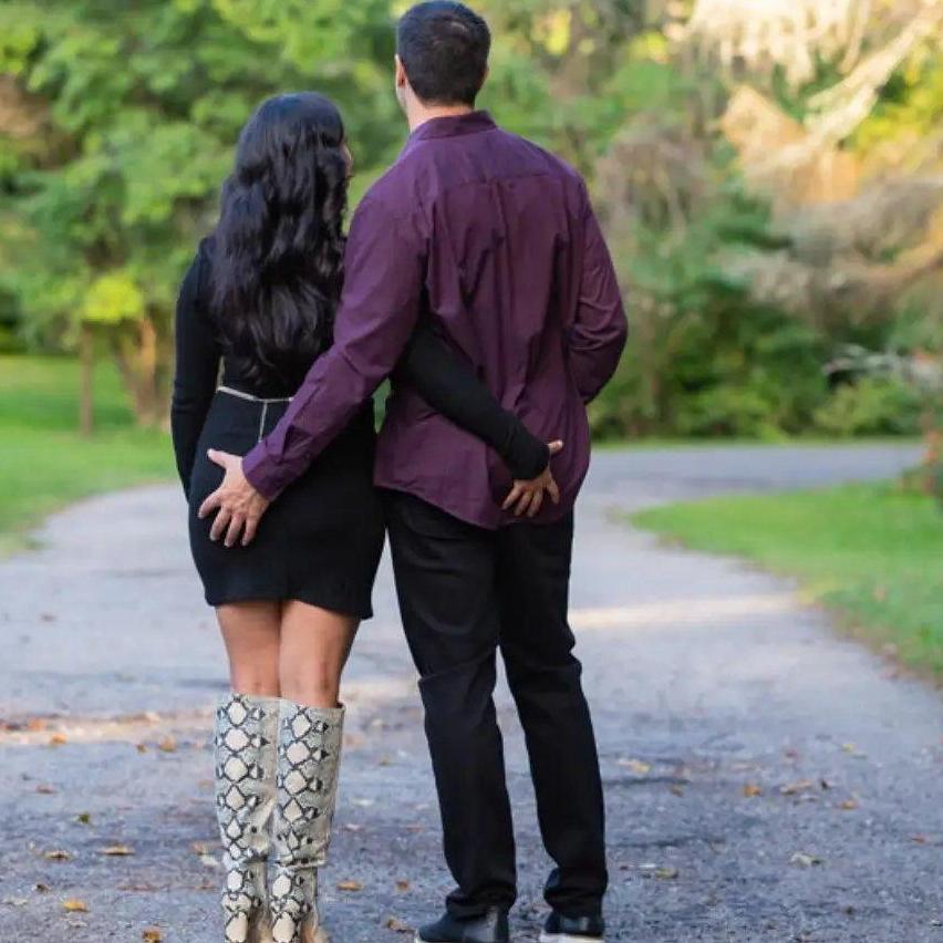 Angela Vitrano and Albert Gonzales' Wedding Website