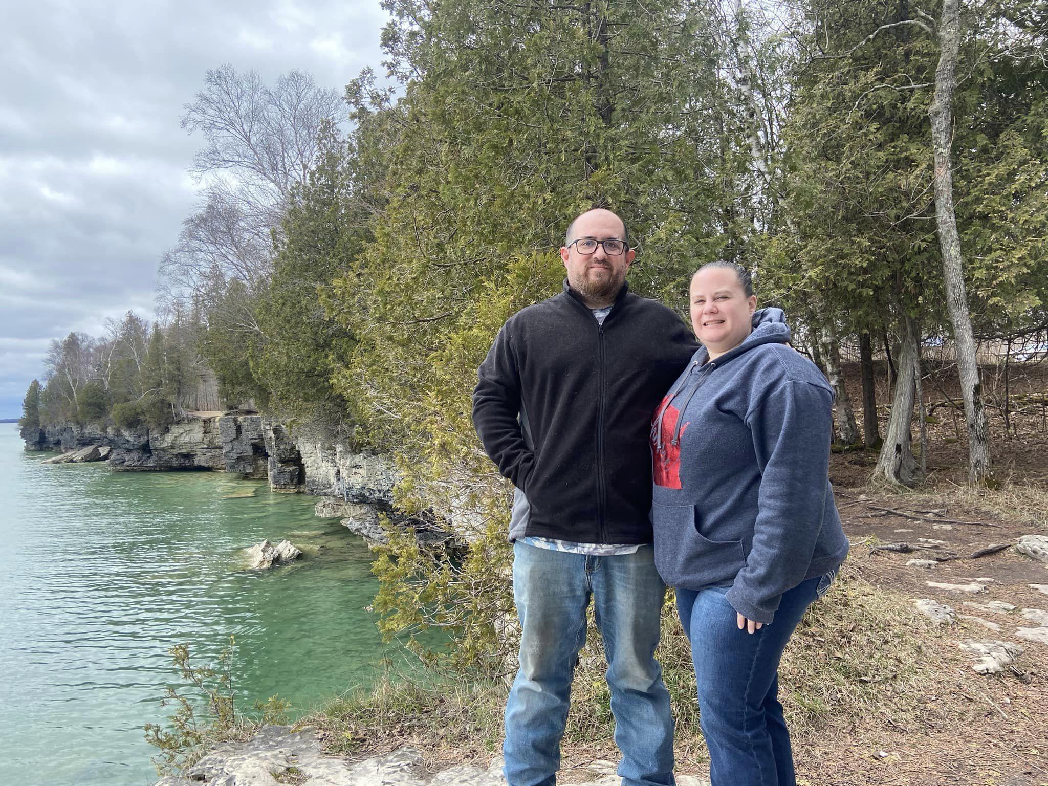 Amanda Schuh and Alex Farah's Wedding Website