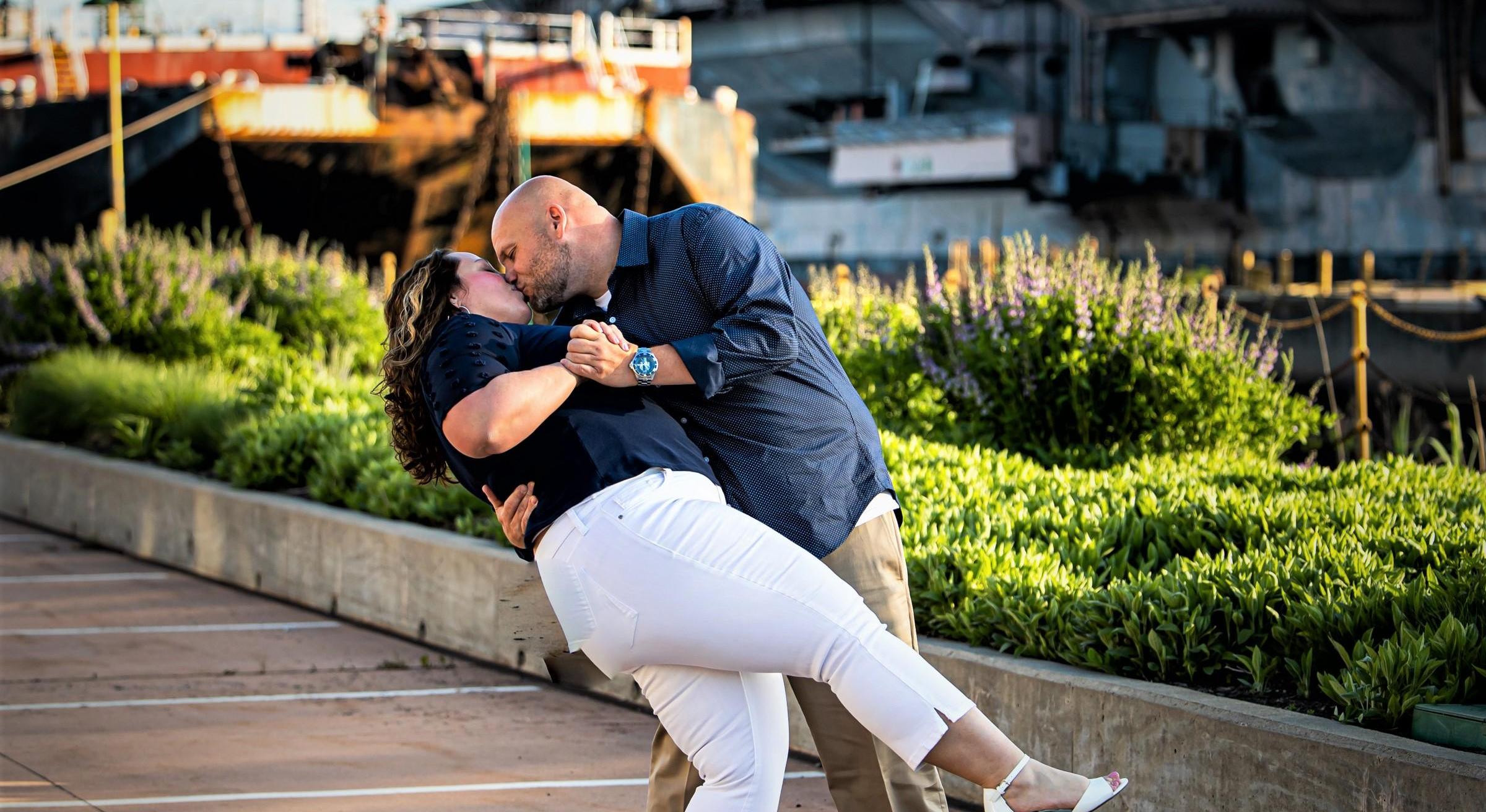 Rochelle Fronsdale and Jason Burger's Wedding Website