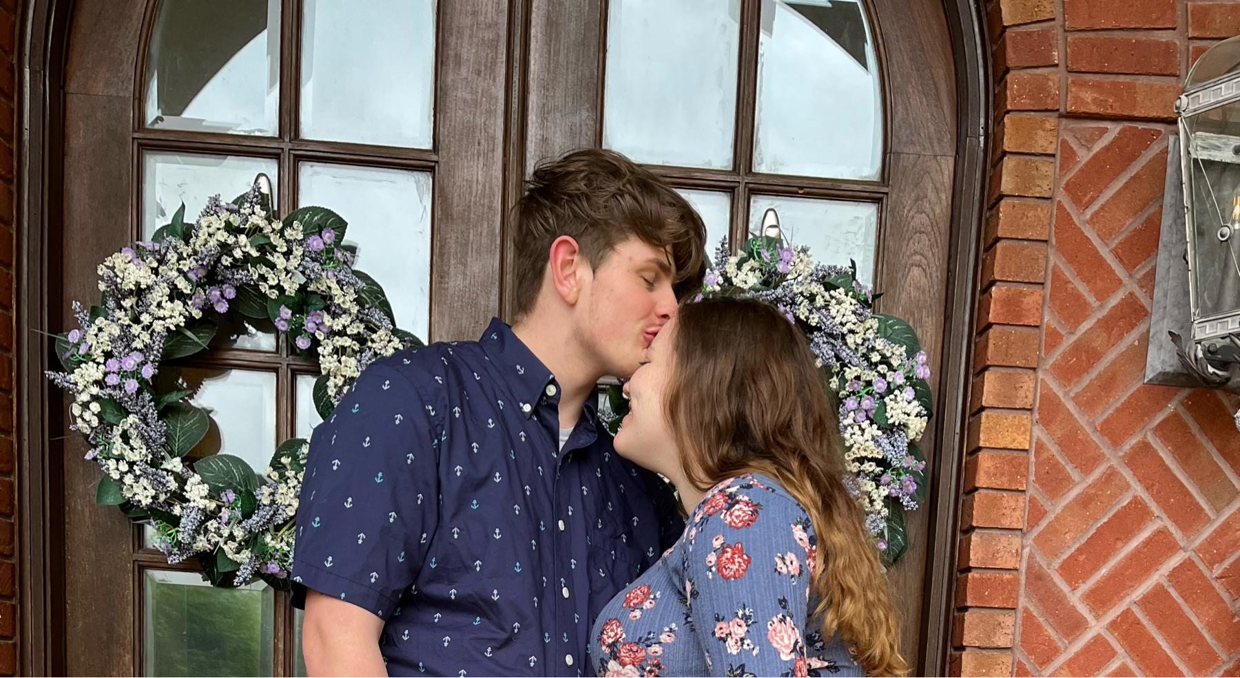 Nikki Hannah and Austin garcia's Wedding Website