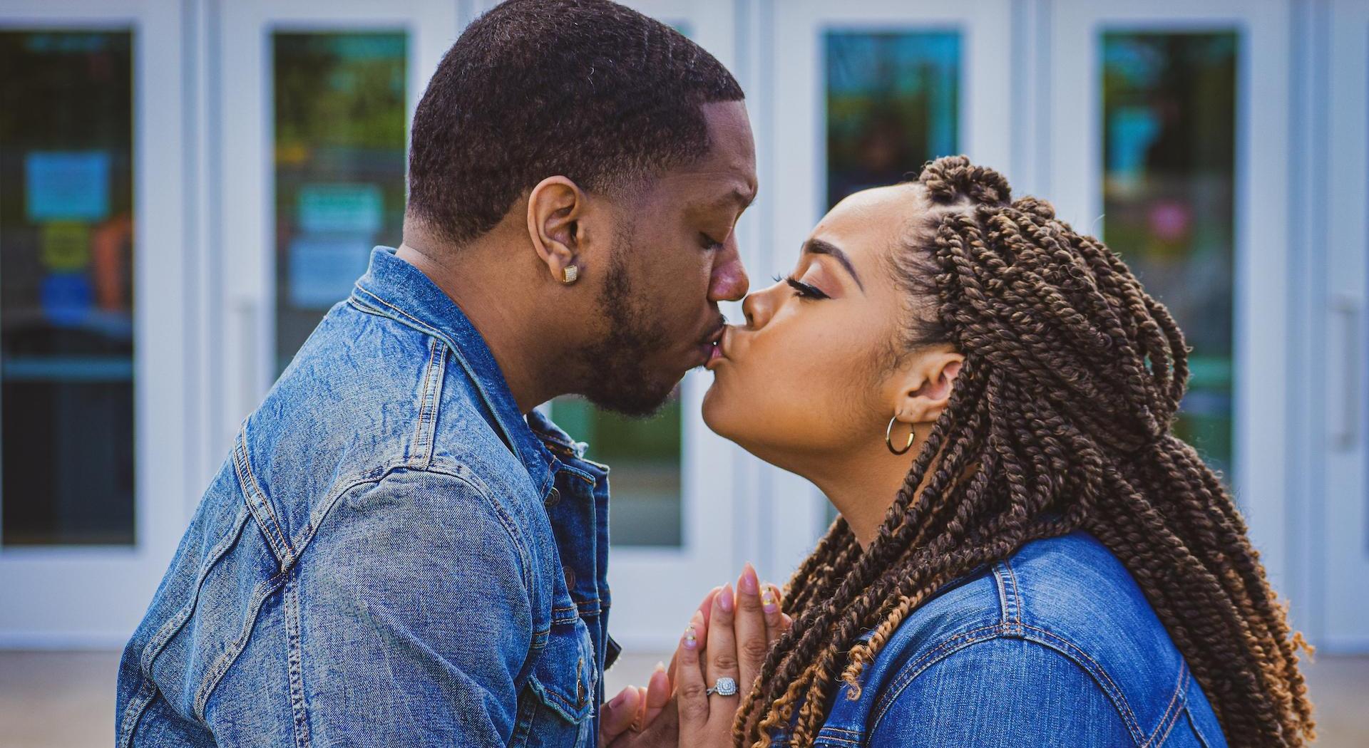 Evoni Jones and Velpo Johnson IV's Wedding Website