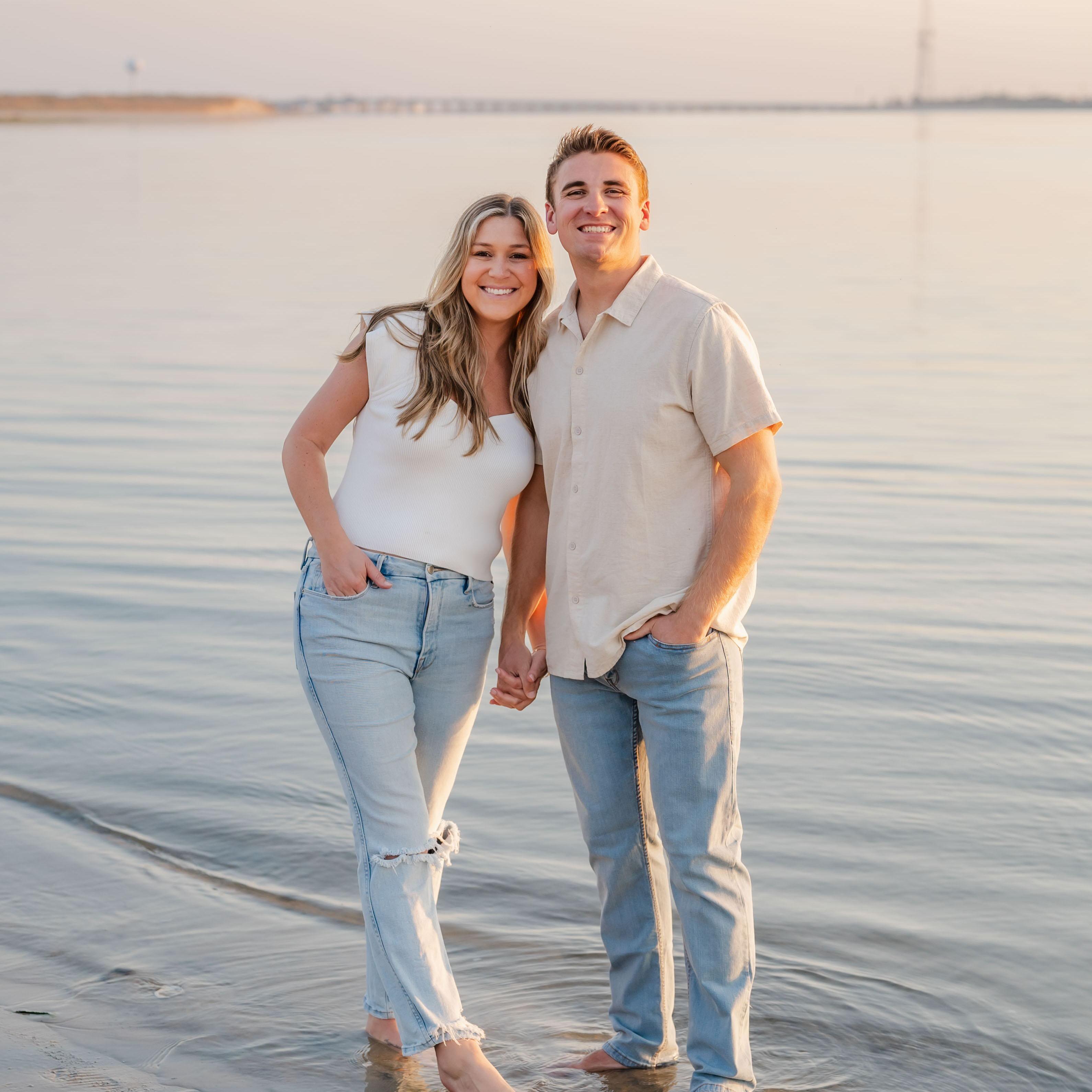 Marisa Uzzolino and John Simonson's Wedding Website