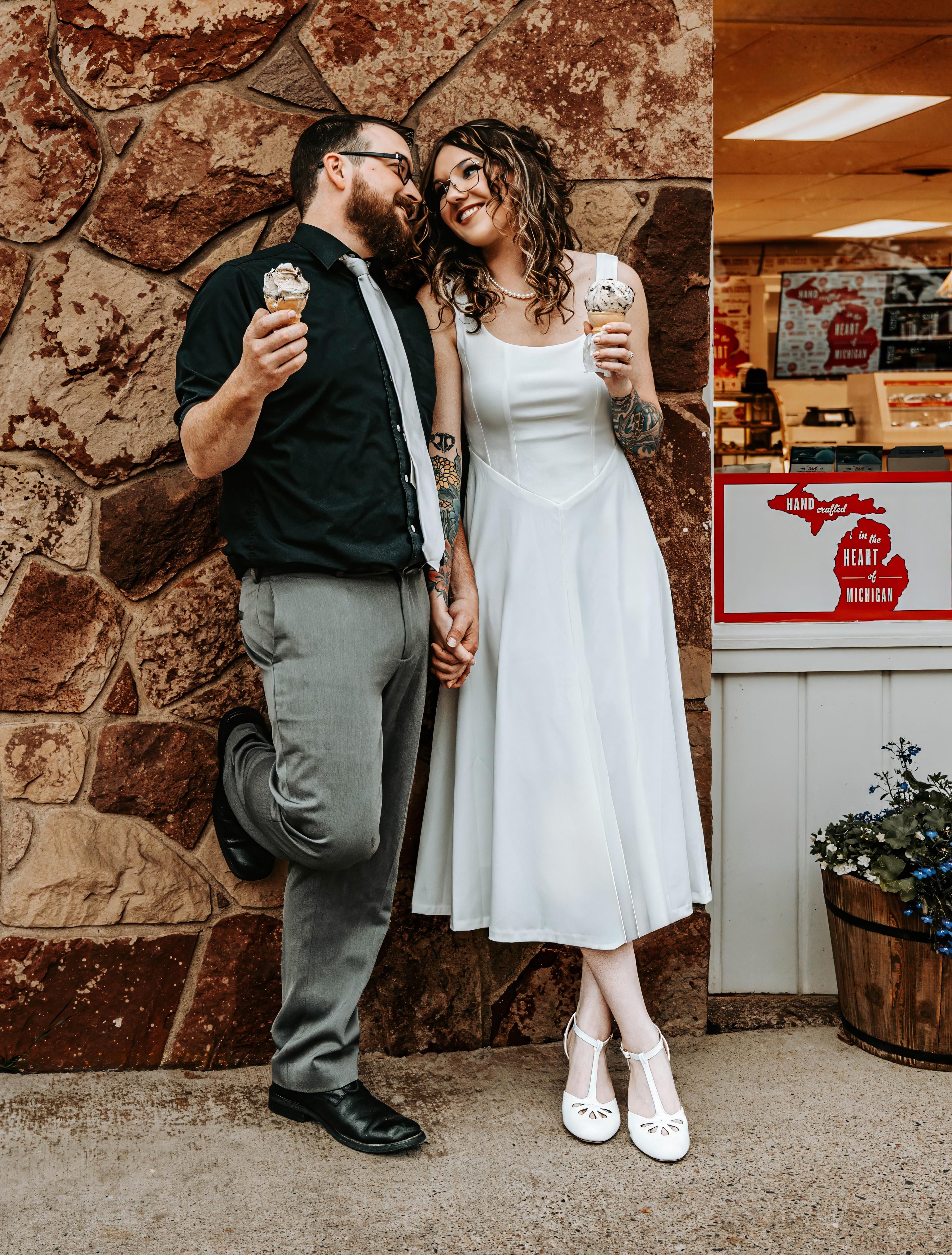 Allison Cook and Gentry Tuper's Wedding Website