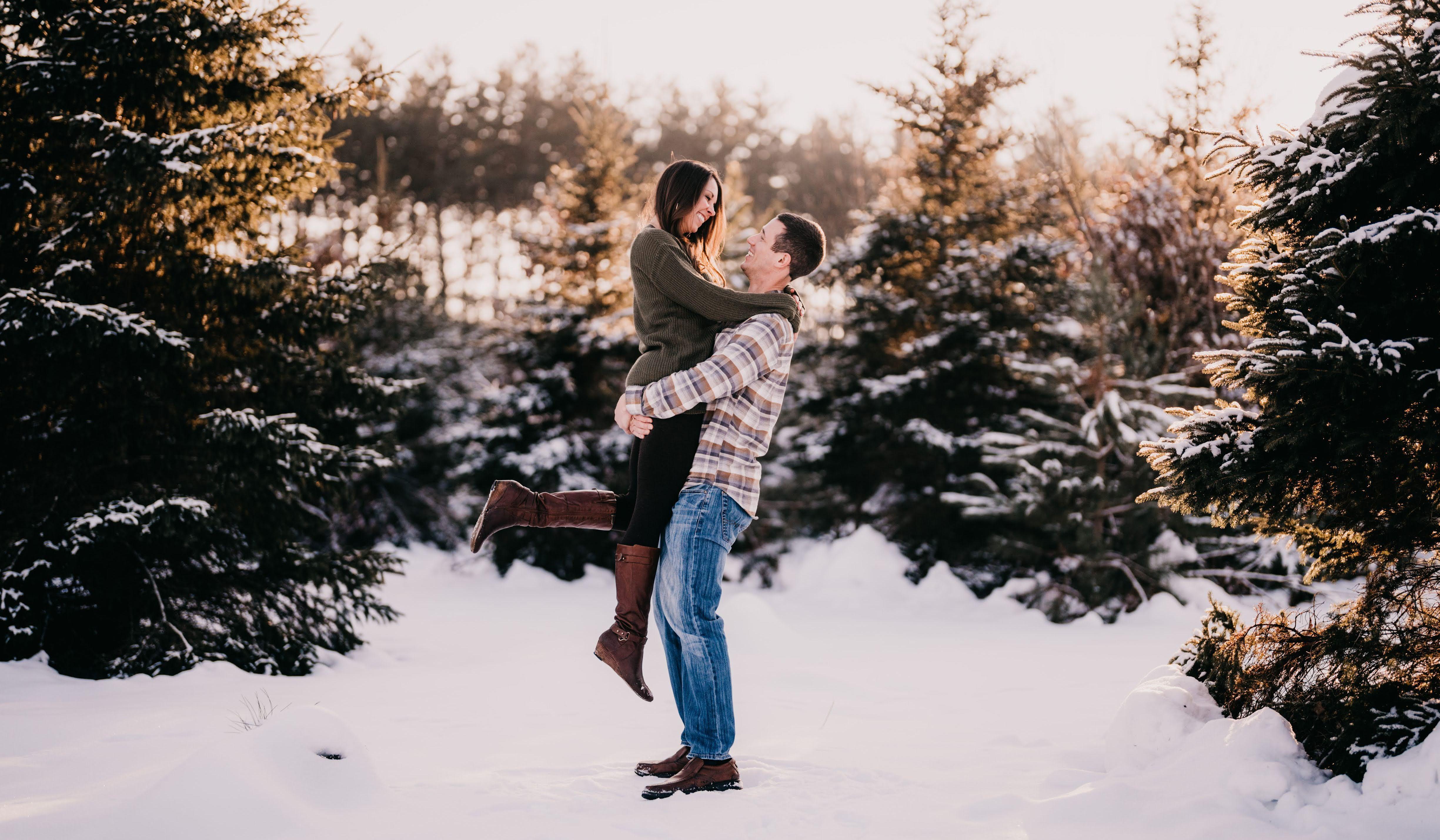 Jennifer LeGare and Jason Larson's Wedding Website