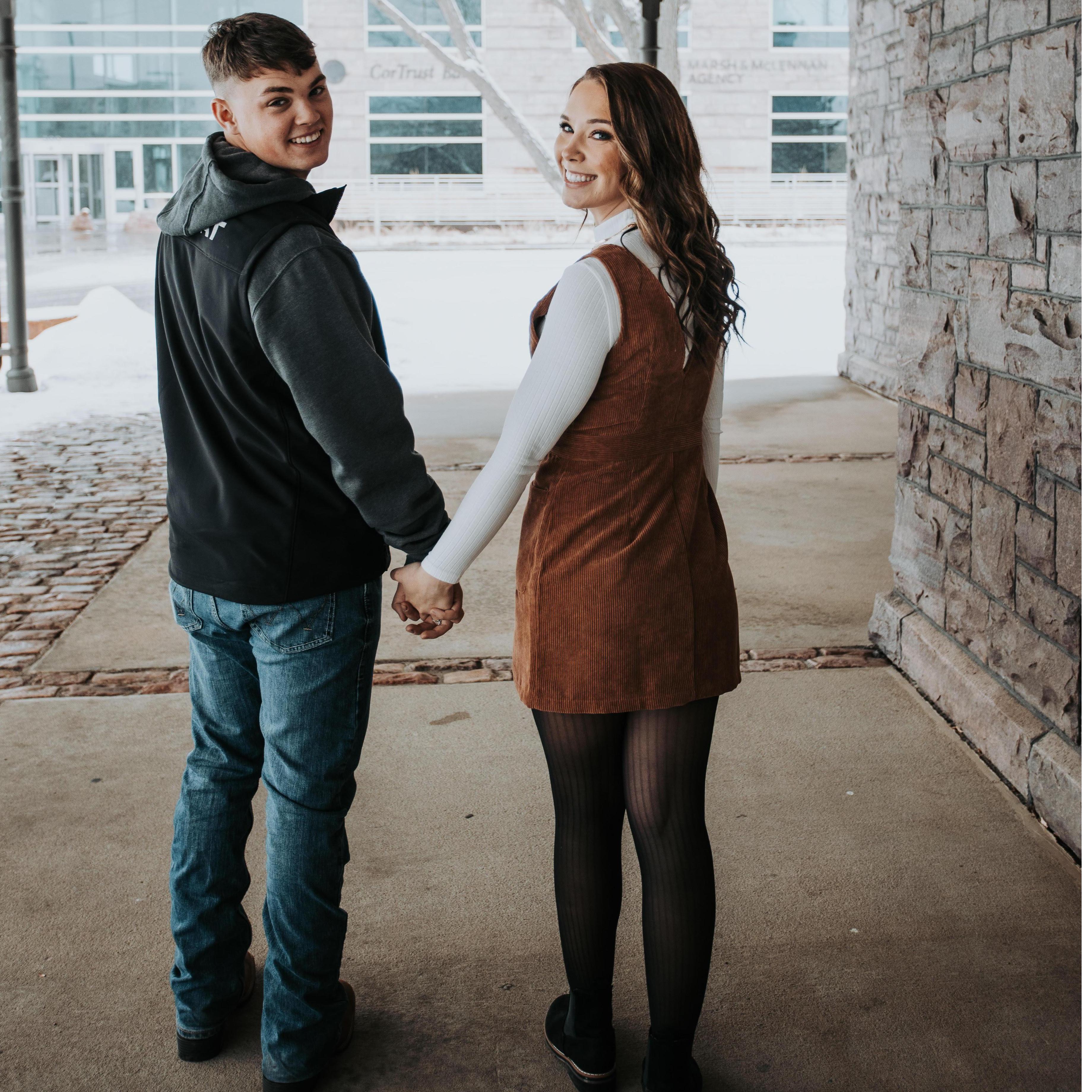 Taylor DeBoer and Tyler Schlechter's Wedding Website