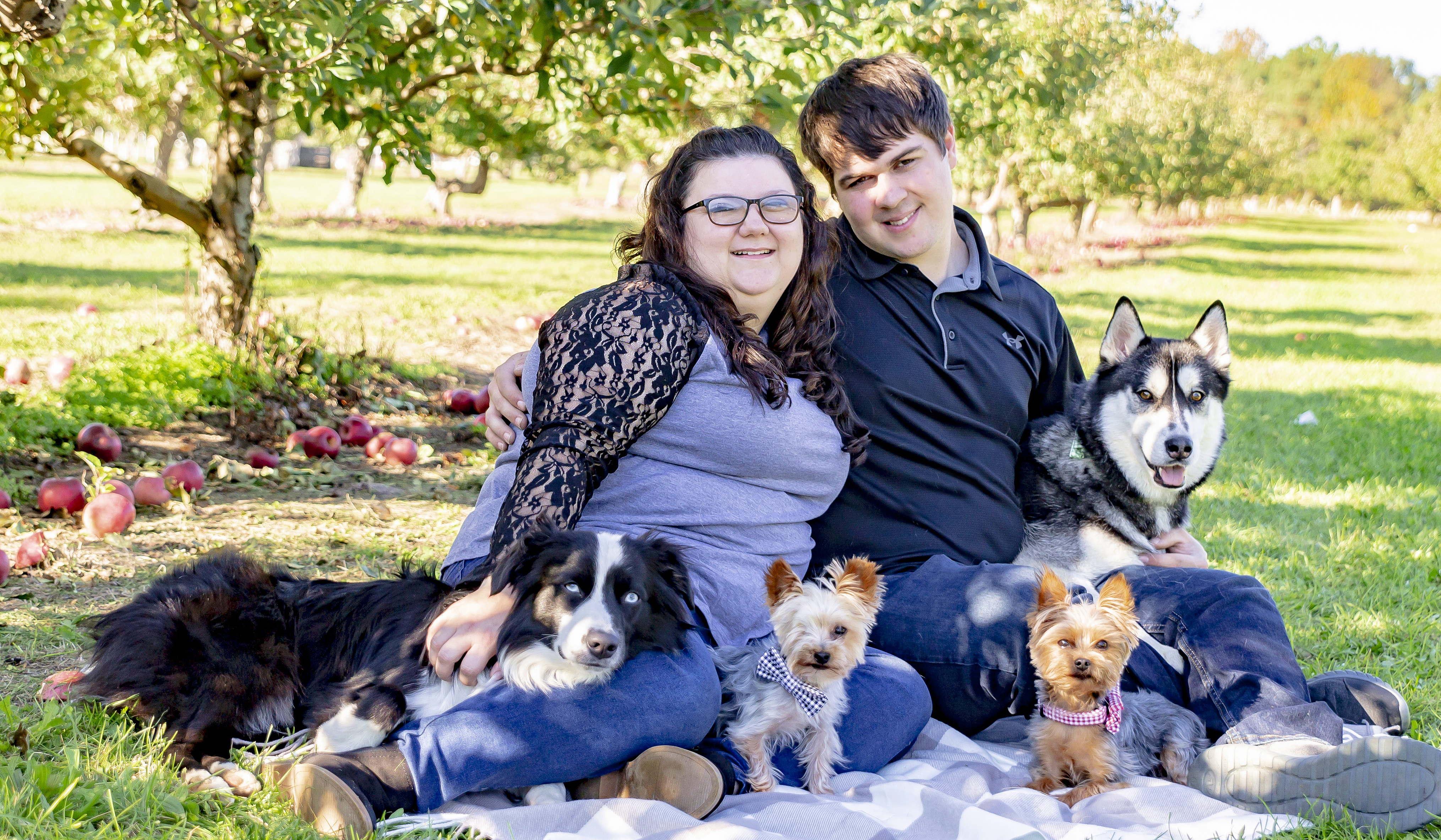 April Liponoga and Brandon Buffey's Wedding Website