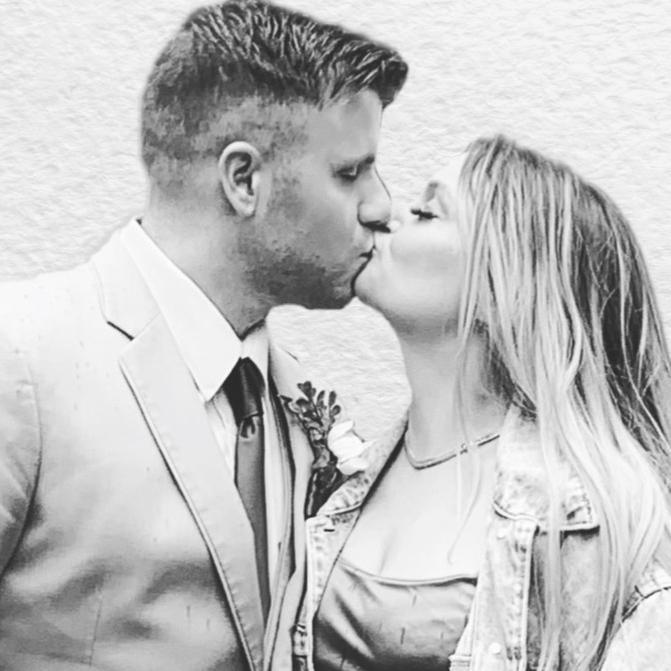 lindsey-richardson-and-matthew-johnston-s-wedding-website