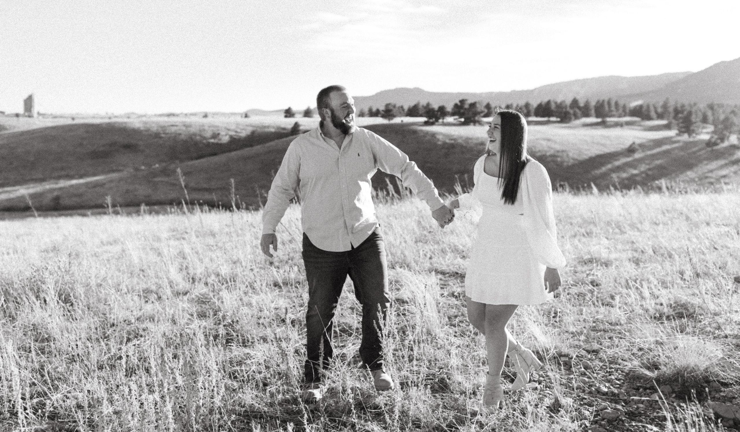 Hannah More and Buck Thenell's Wedding Website