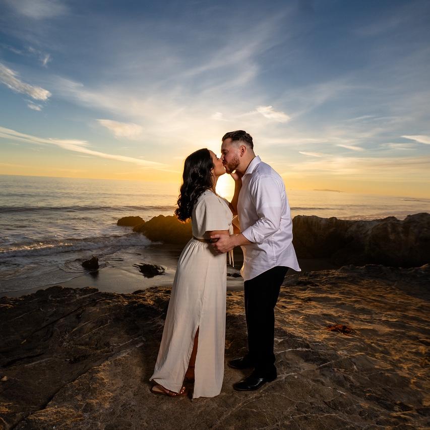 Paulina Romo and James Flores' Wedding Website