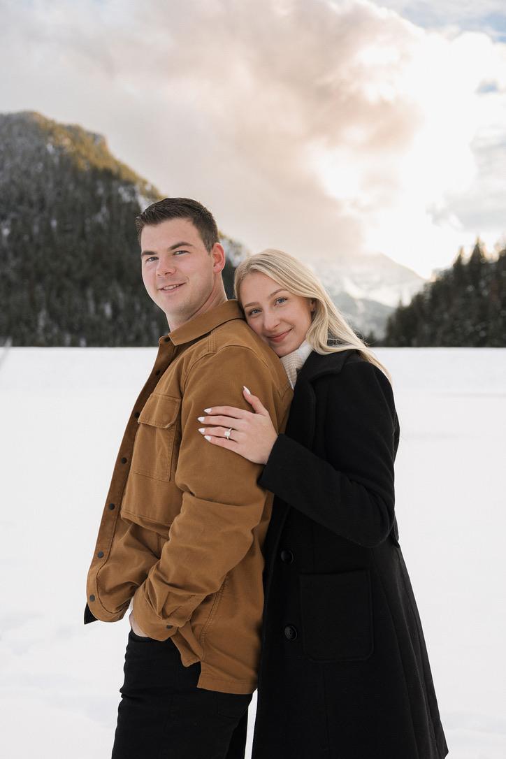 Matthew Hinaus and Lindsay Larson's Wedding Website