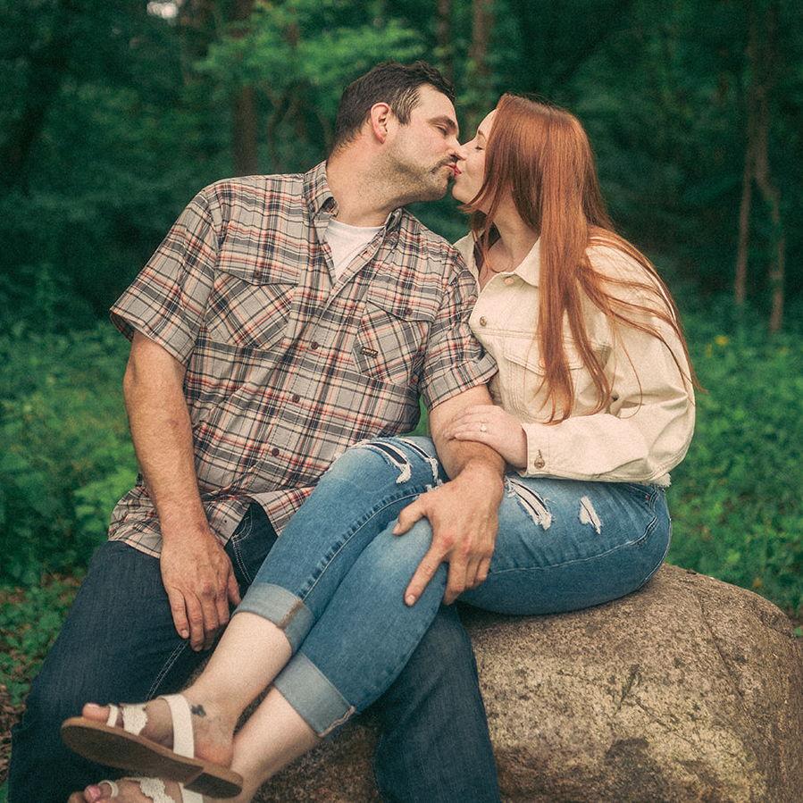 Bethany Simons and Mathew Wright's Wedding Website