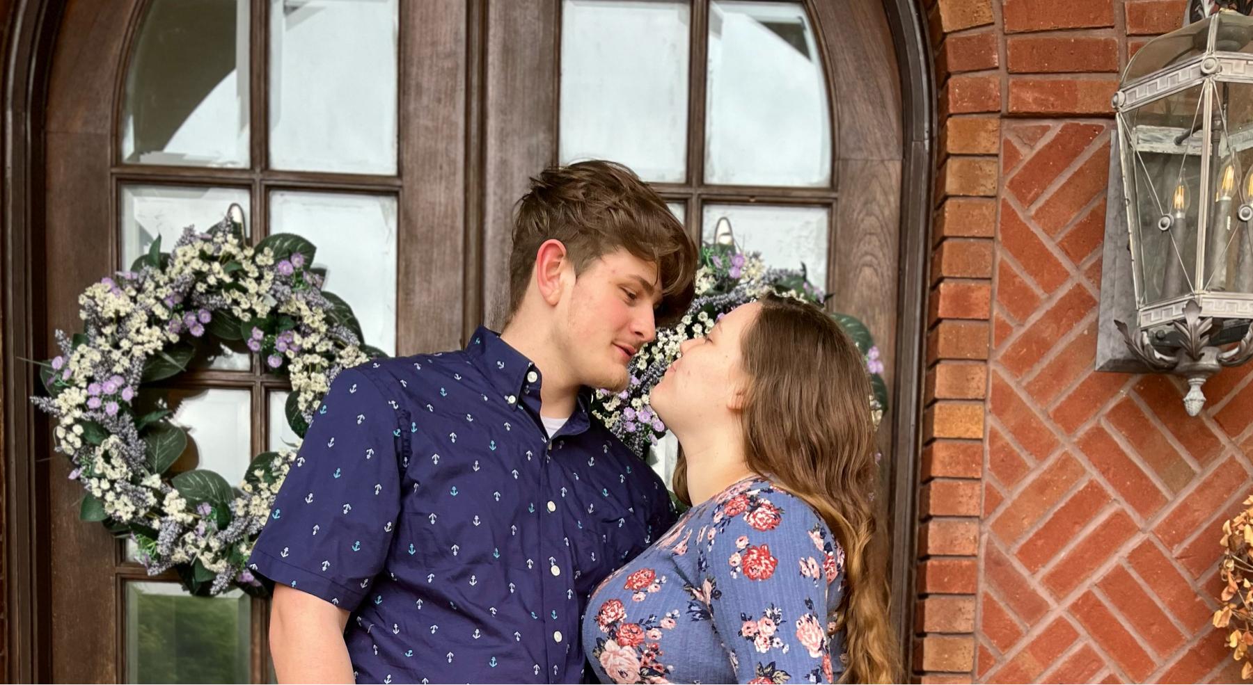 Nikki Hannah and Austin garcia's Wedding Website