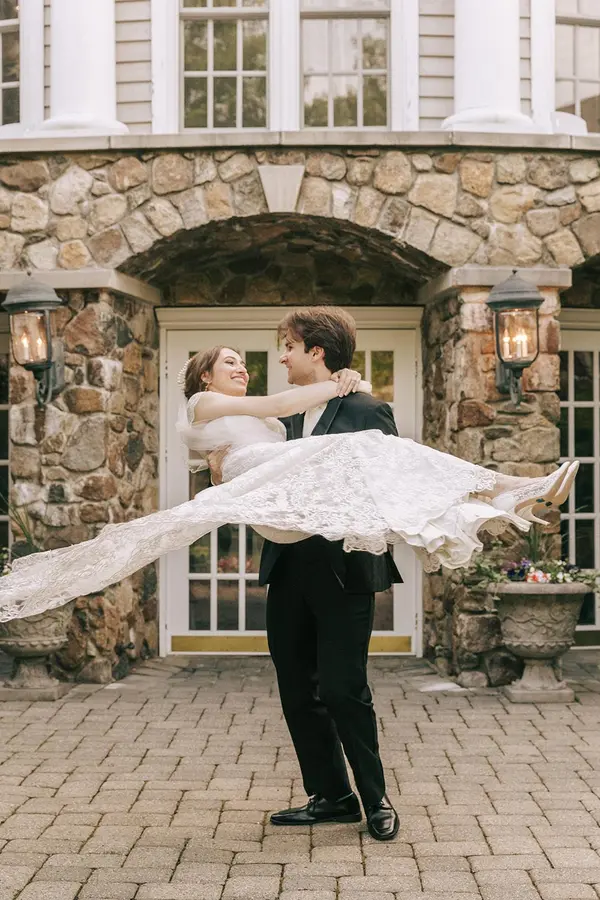 Ali Cushing Photography - Wedding Photographers - Zola