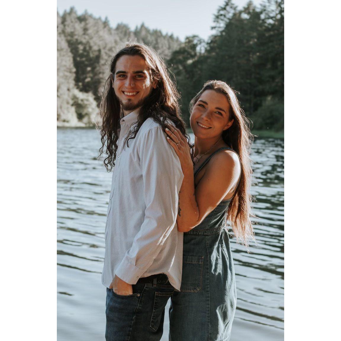 Levi Dodson and Ariel Kinzinger's Wedding Website