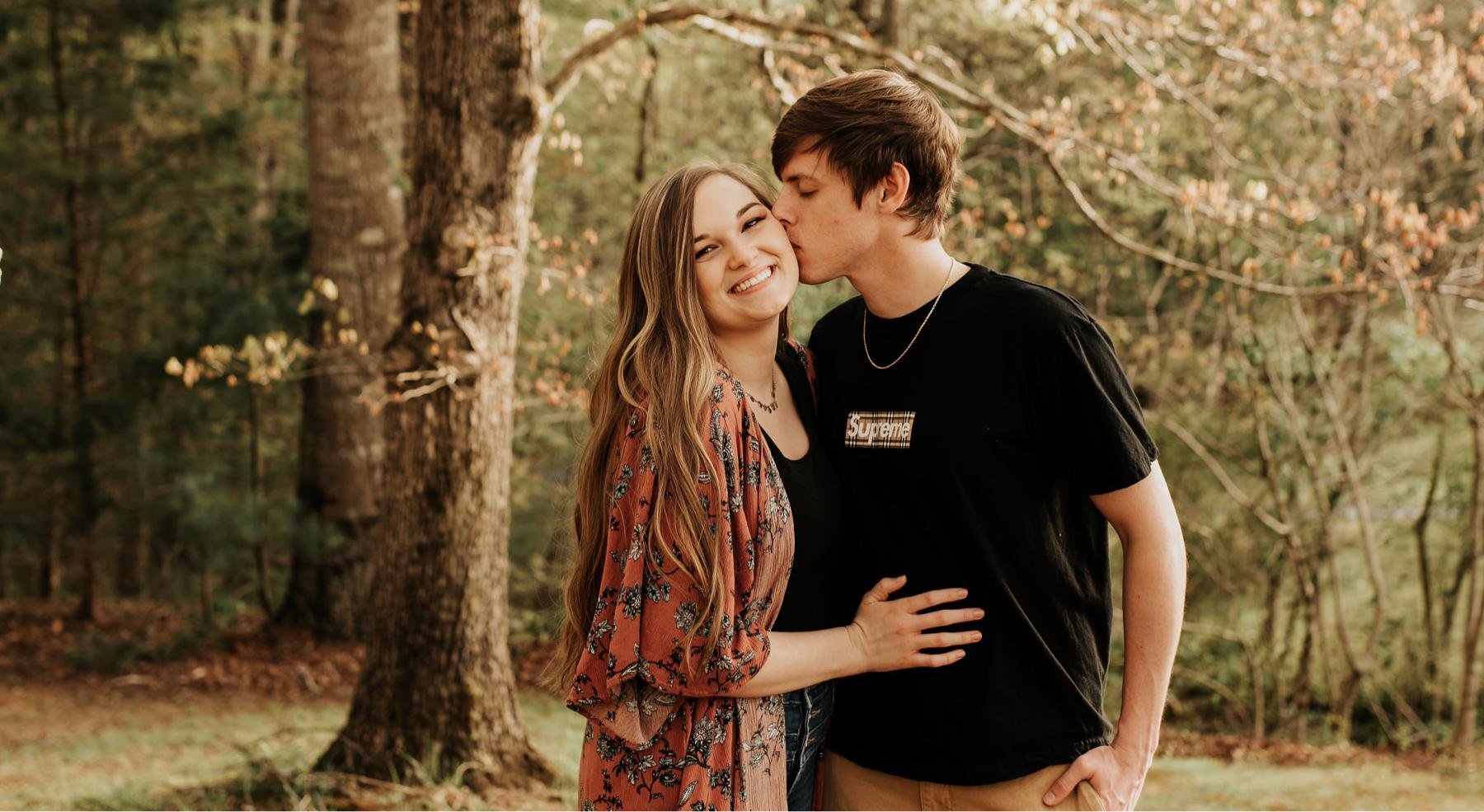 Abbey Shehan and Hunter Barr's Wedding Website