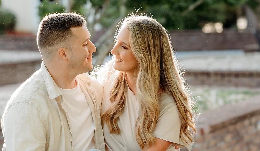 Juliana Brakefield and Caleb Warren's Wedding Website