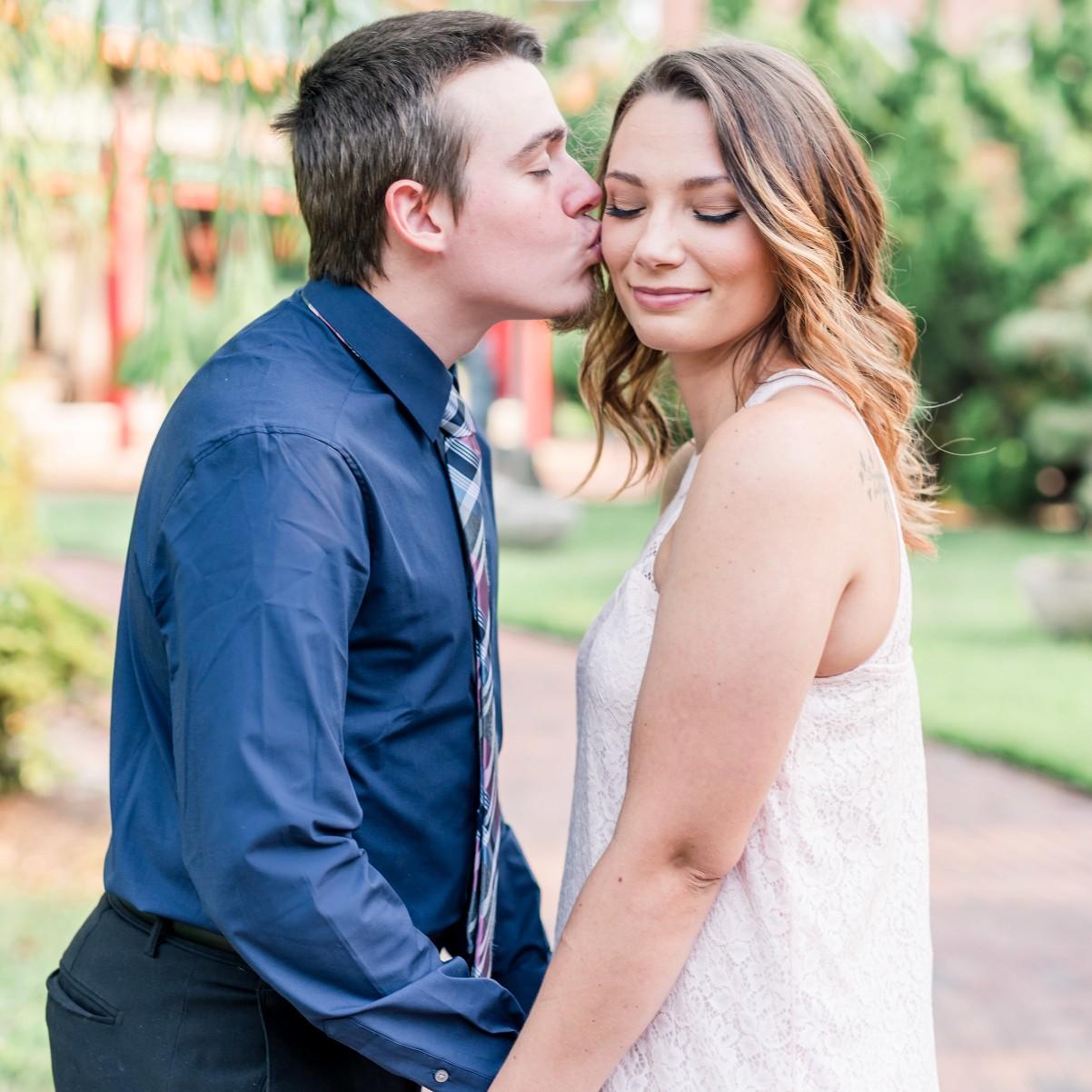 Rachel Fiscus and Alexander Sutherland's Wedding Website