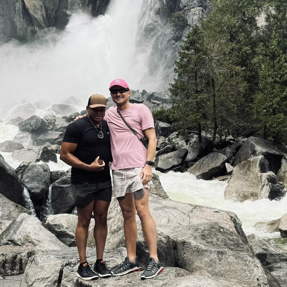 Mateusz Ramos and Eric Smith's Wedding Website