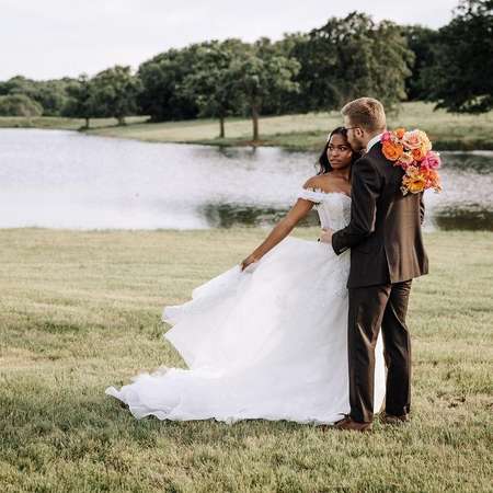 Loco Lake Venue in Sunset, Texas - Wedding Venues - Zola