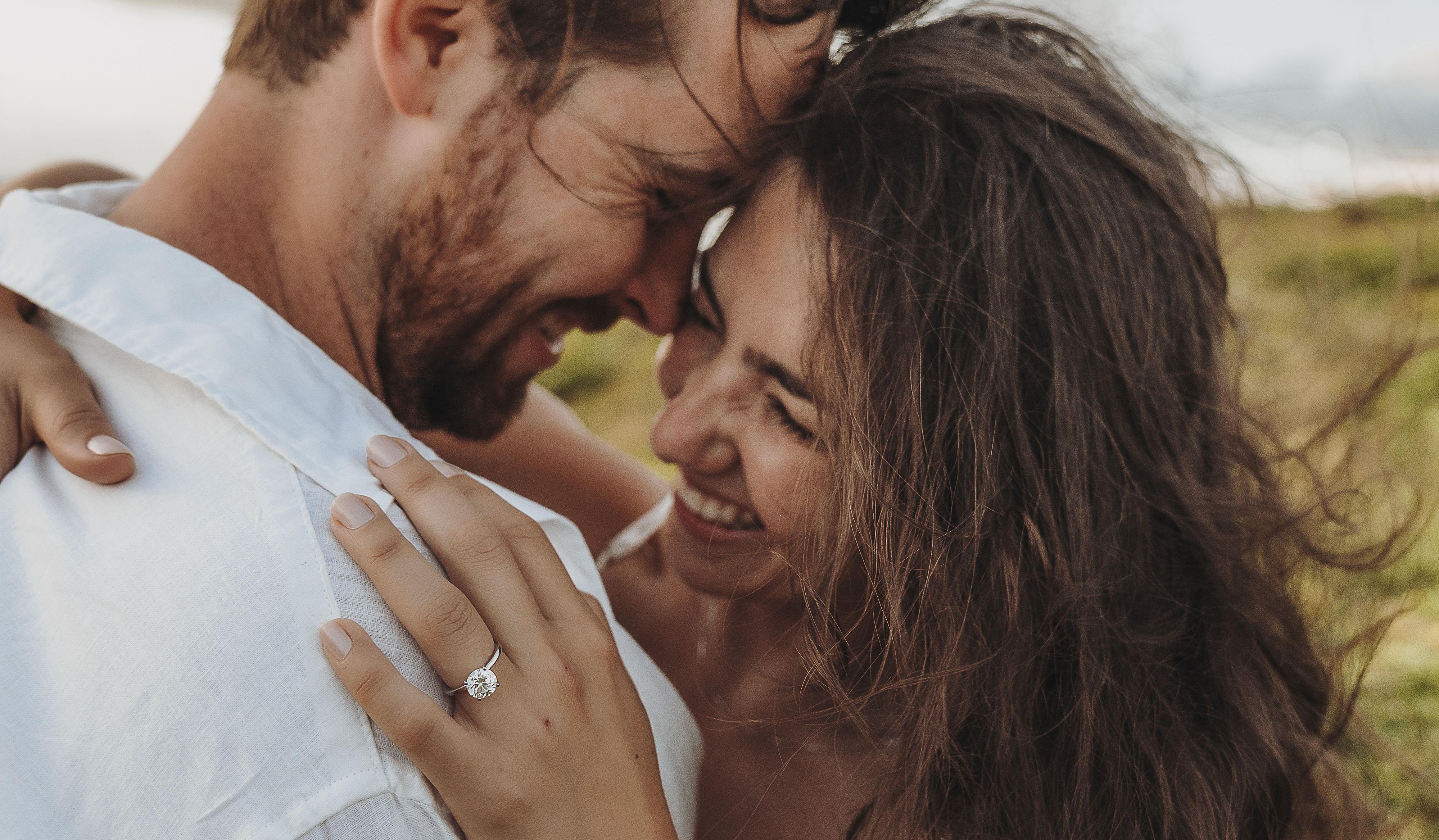 Raquel De Oliveira Tomaz and John Grubbs' Wedding Website