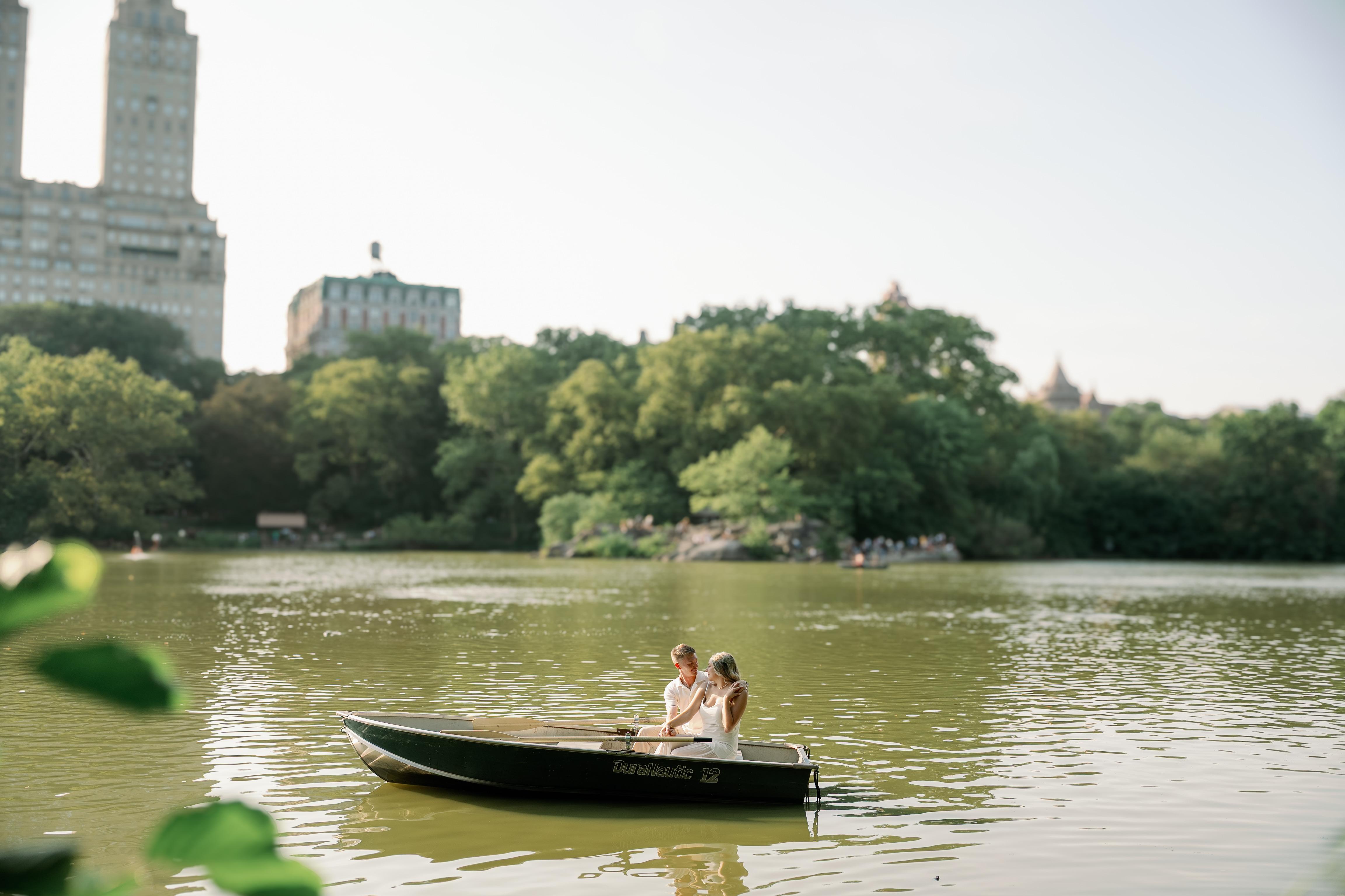 Alyssa Fuller and Peter Ford's Wedding Website