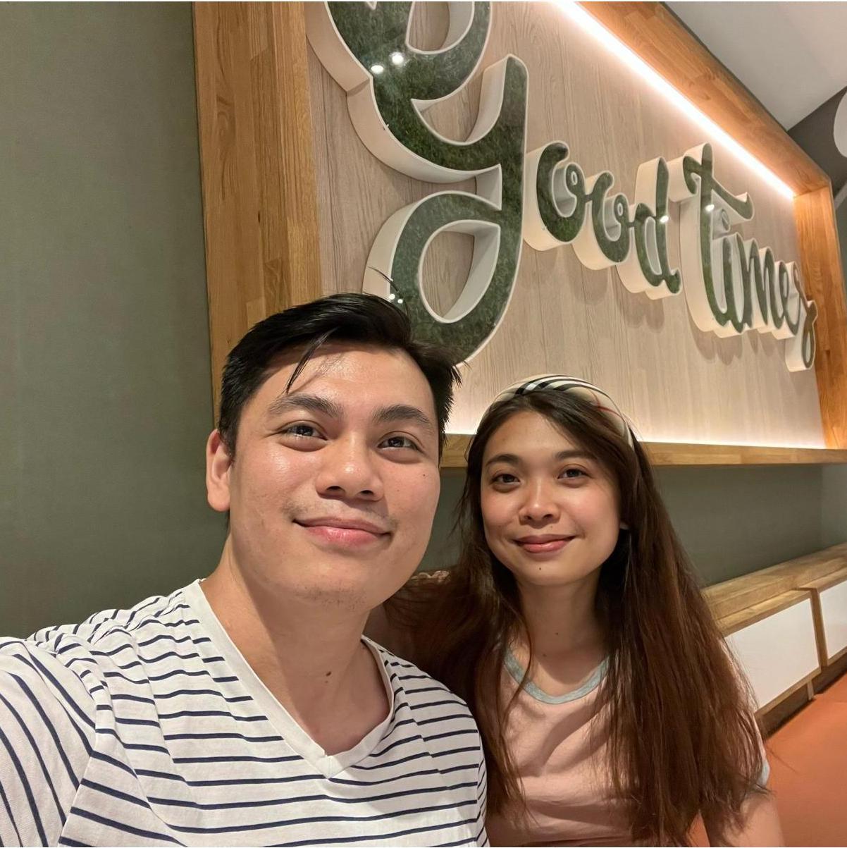 Vivien De Roxas and Ranier Romero's Wedding Website