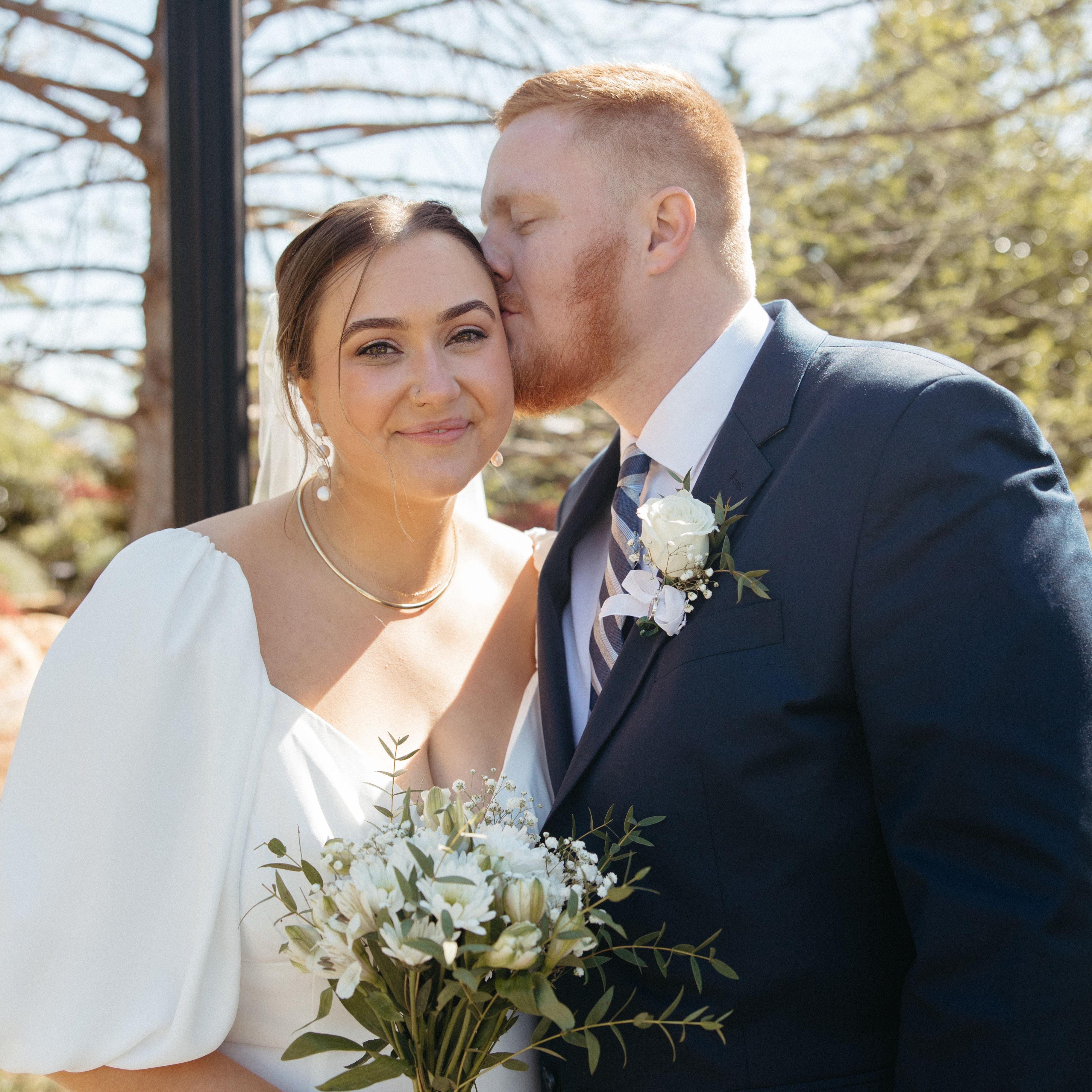 Regan Dodd and Jacob Dodd's Wedding Website