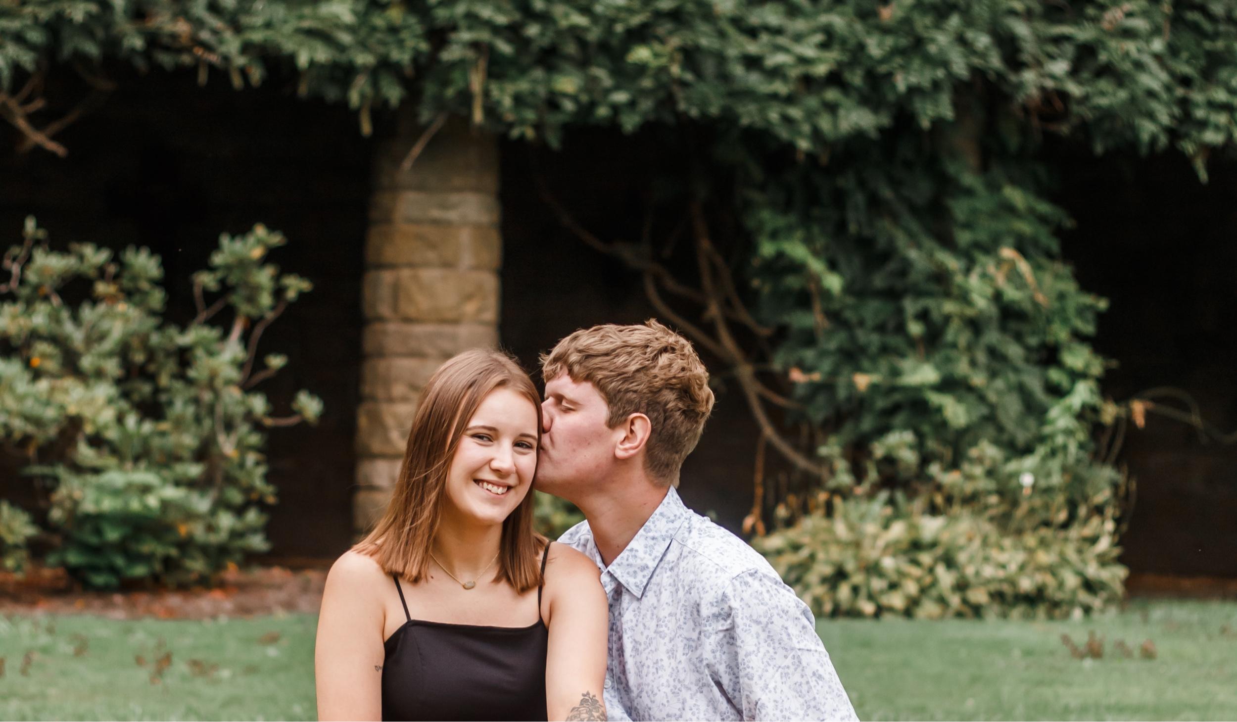 Madison Burkholder and Keeton Sarver's Wedding Website