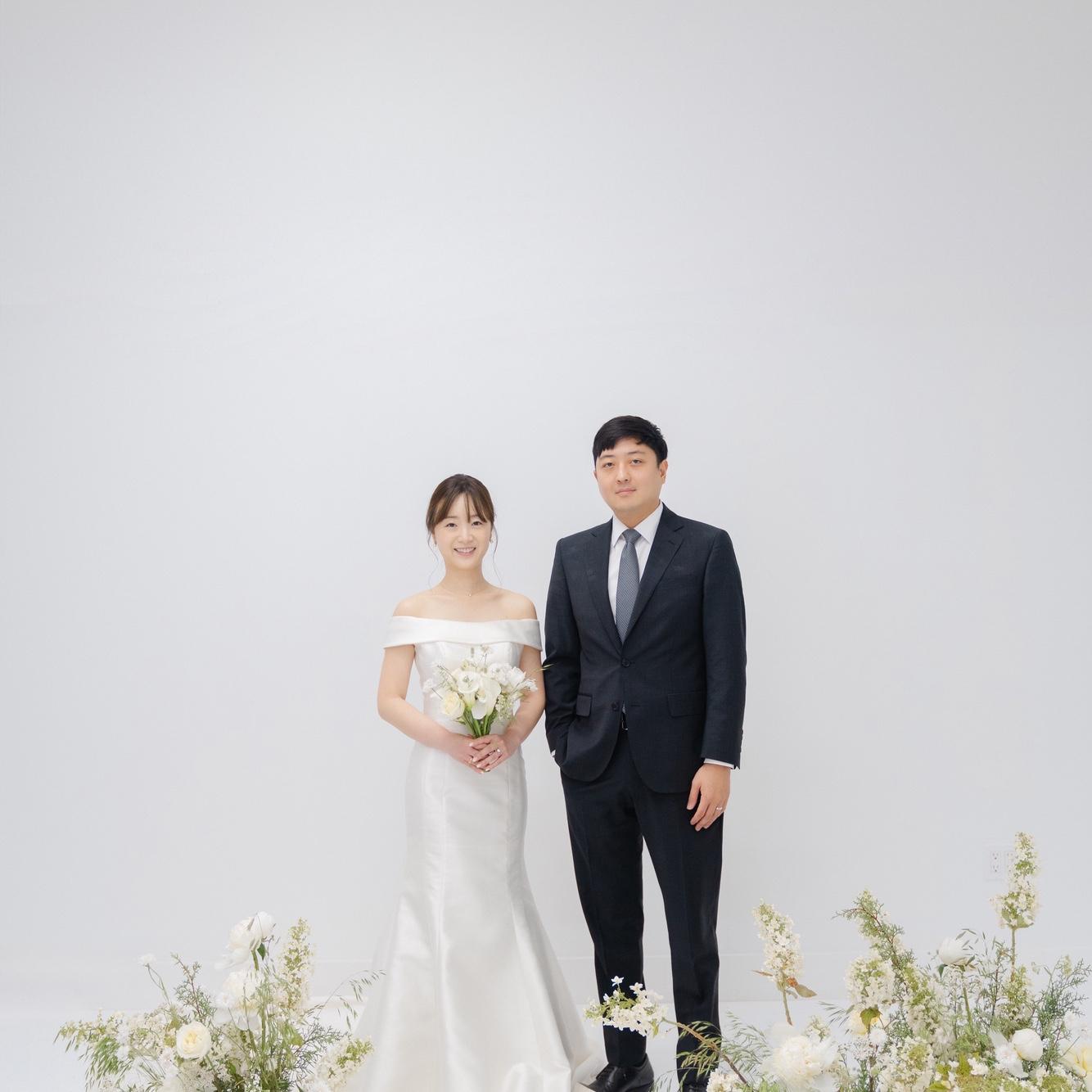 Hyun Sung Park and Lydia S. Hwang's Wedding Website