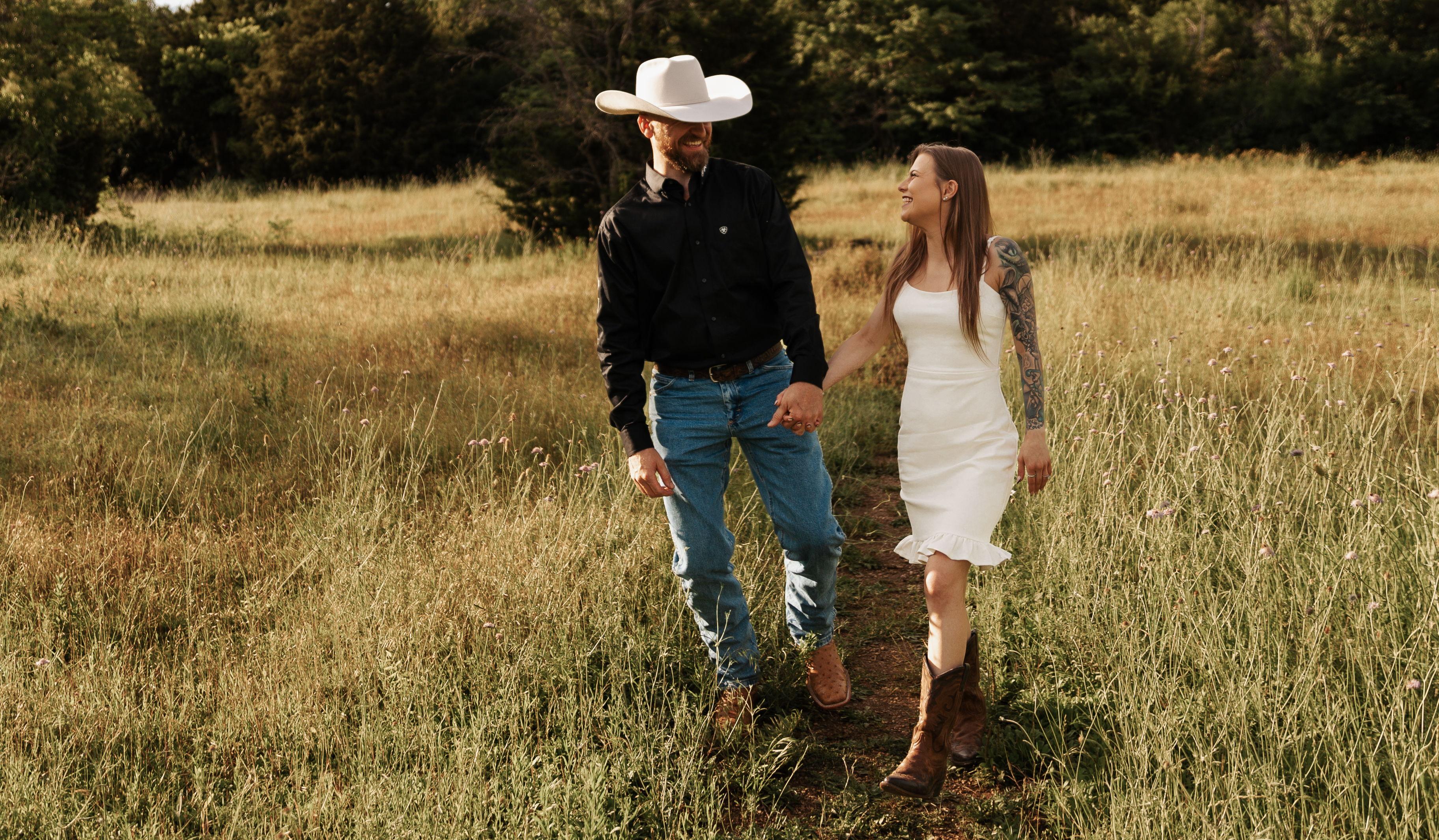 Lauren Hamilton and Aaron Harding's Wedding Website