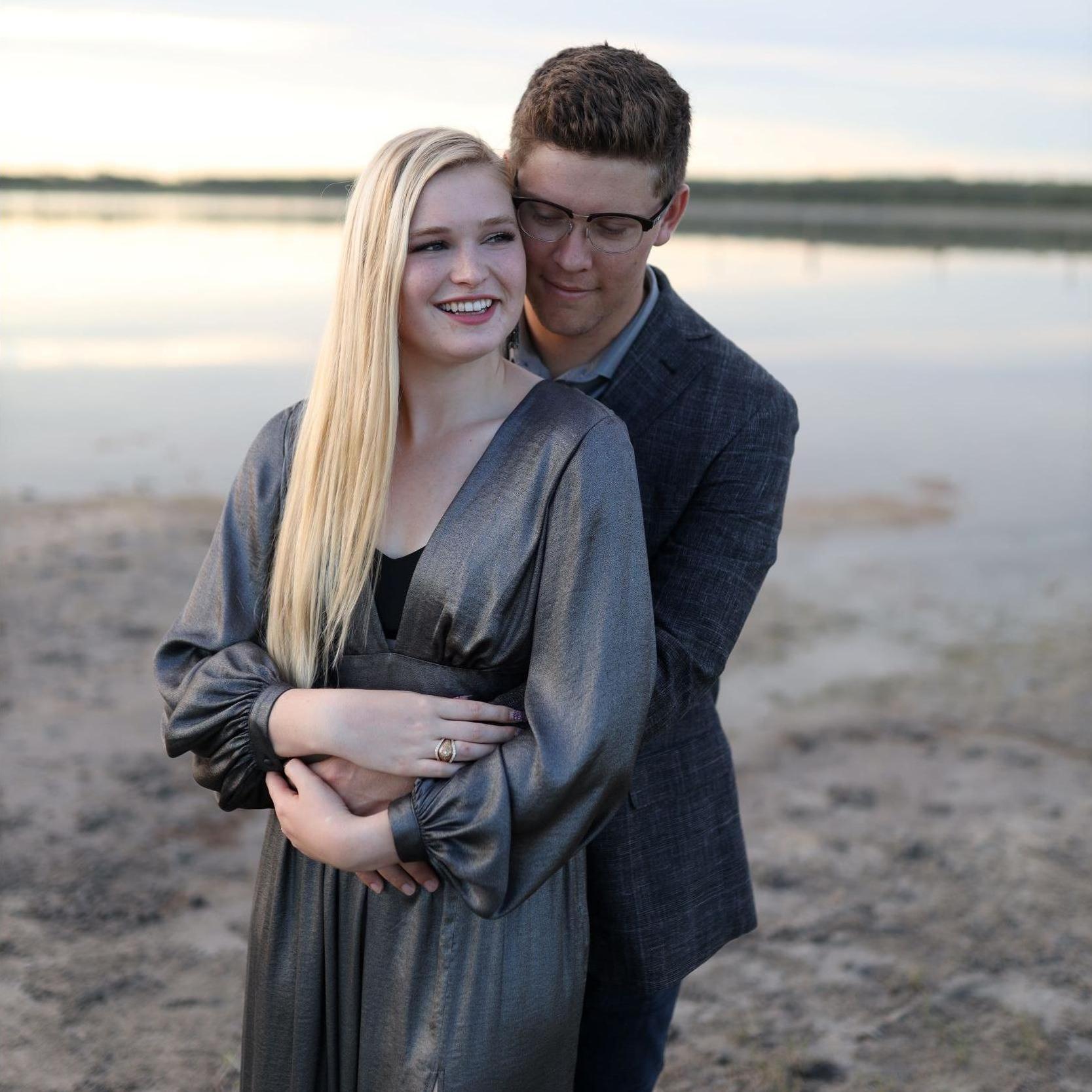 Victoria Burns and Seth Carter's Wedding Website