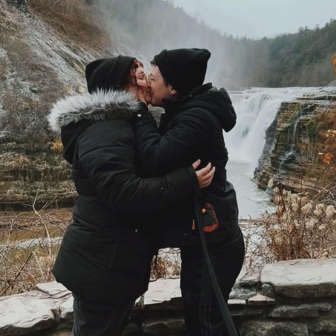 Lou Relayson and Kenzie Neville's Wedding Website