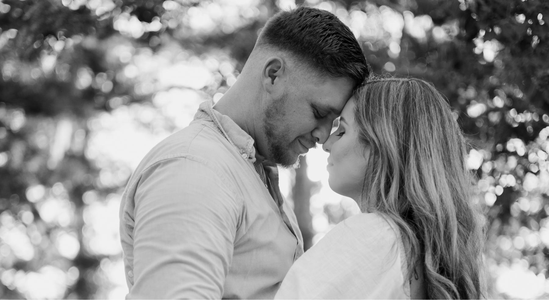 Jessica Seeger and Logan Robinson's Wedding Website