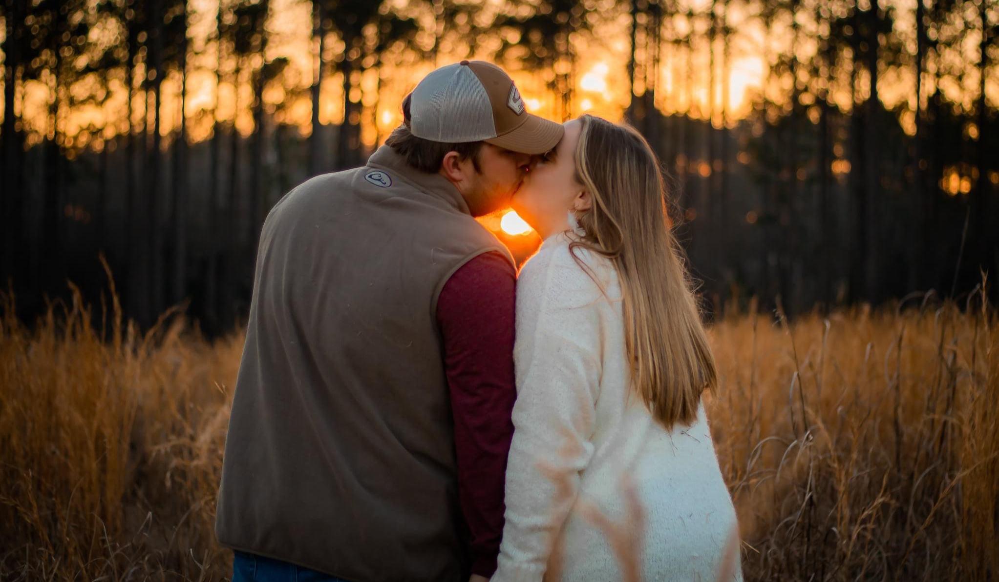 Jada Armstrong and Blake Akridge's Wedding Website