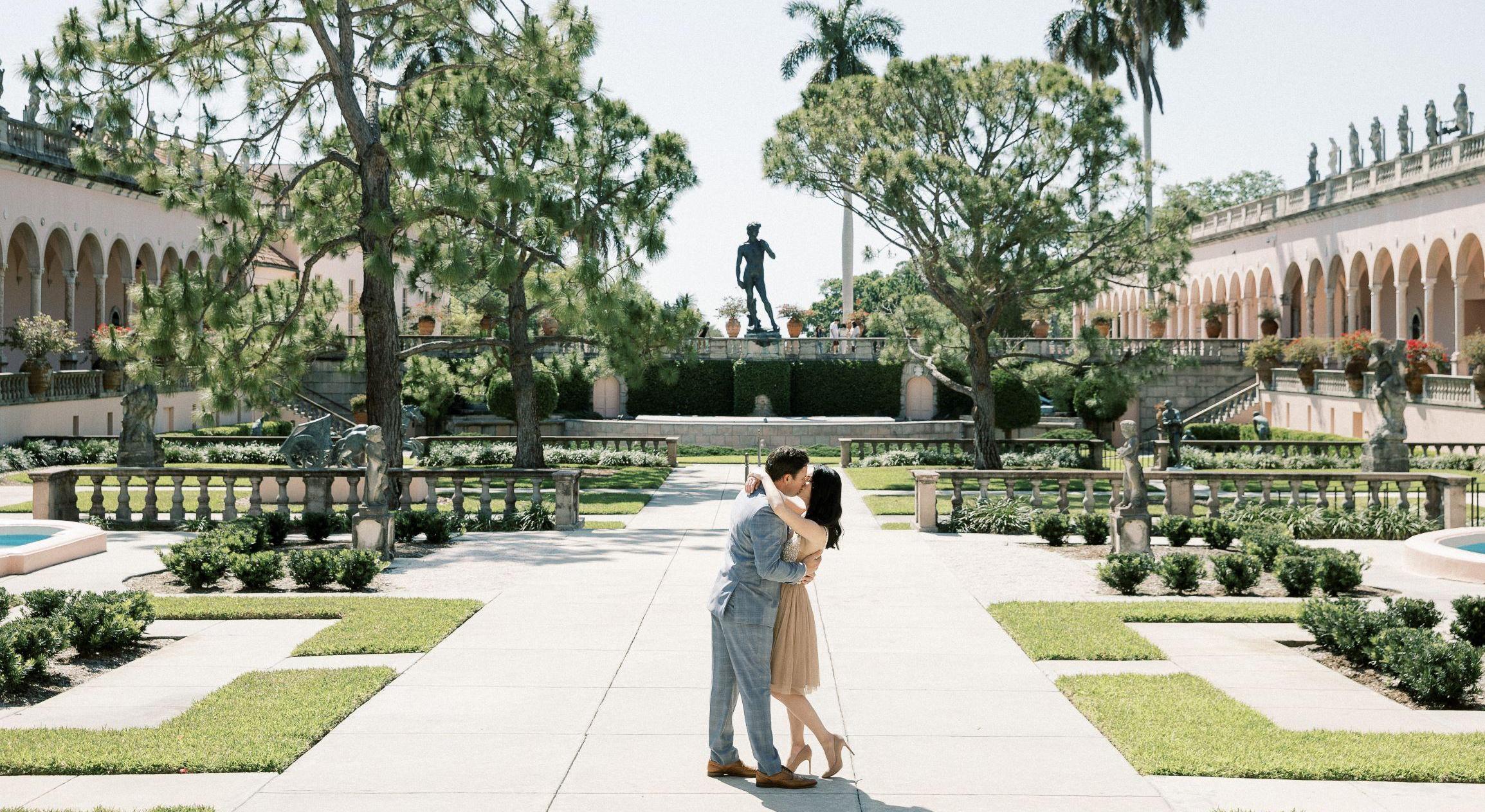 Heather Frymark and Daniel Fisher's Wedding Website